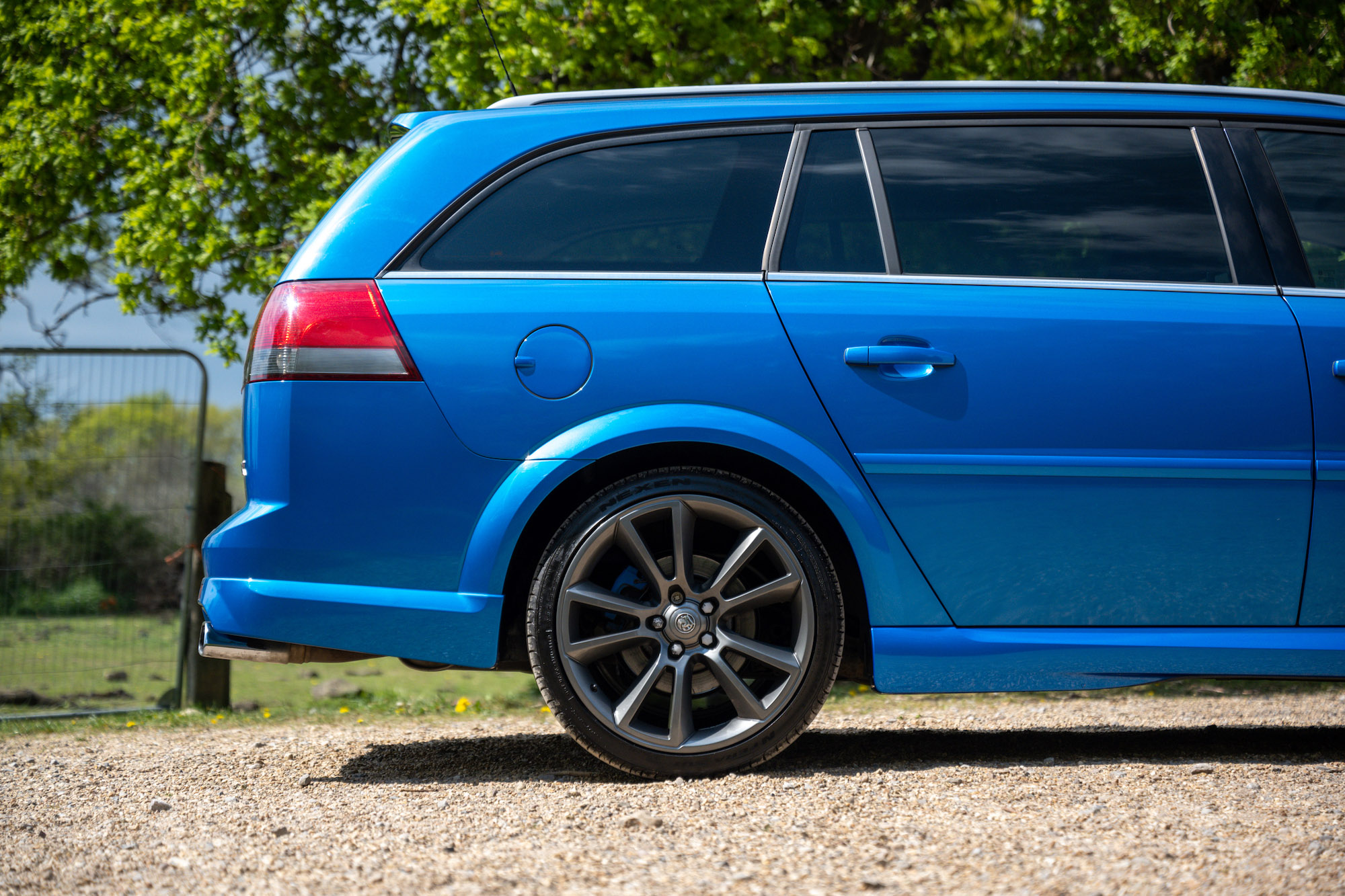 2005 VAUXHALL VECTRA VXR ESTATE - 23,303 MILES