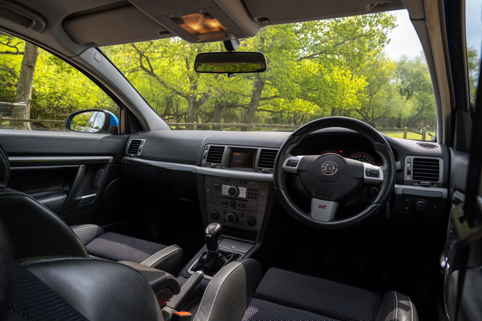 2005 VAUXHALL VECTRA VXR ESTATE - 23,303 MILES