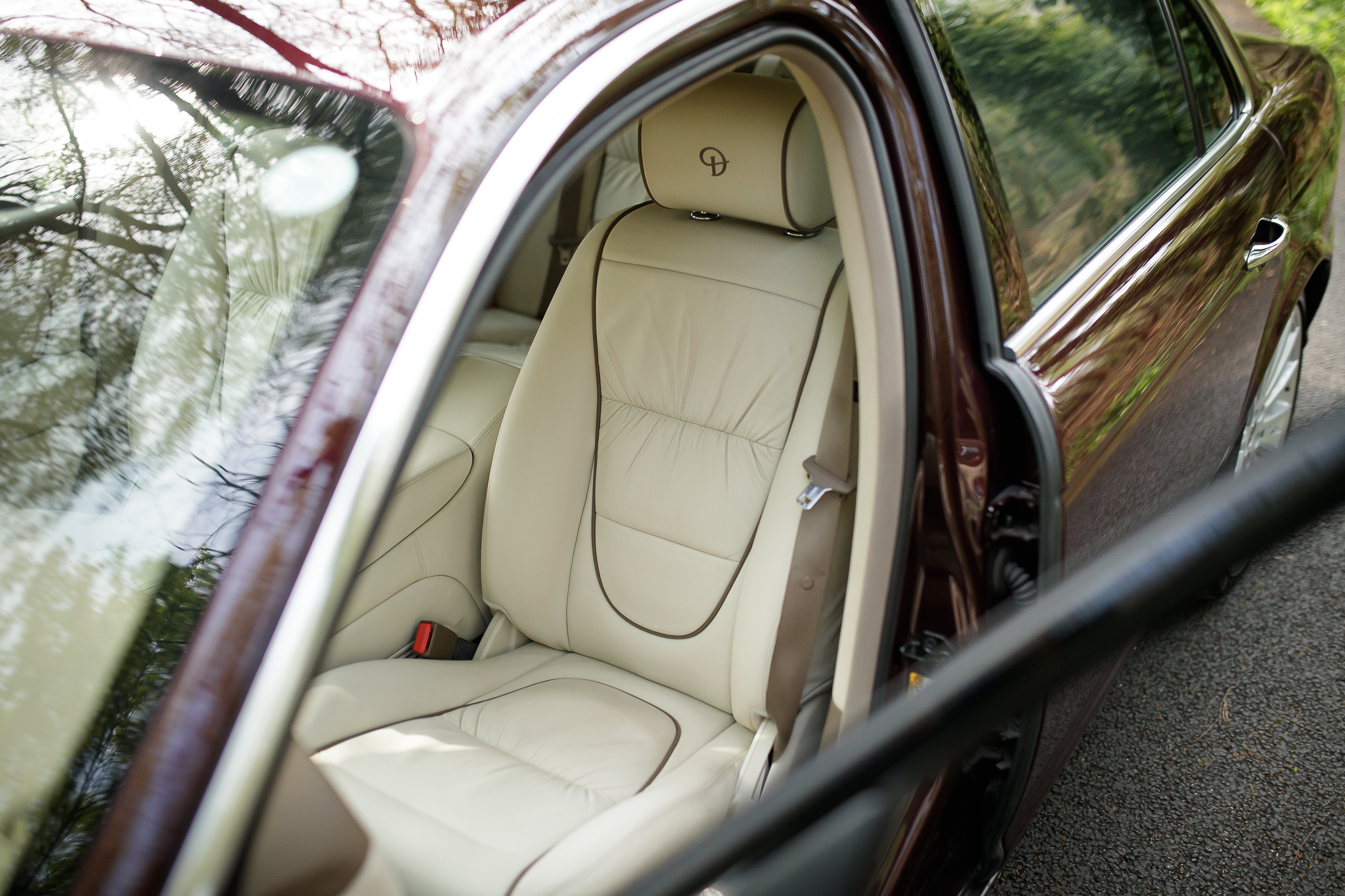 2006 DAIMLER SUPER EIGHT
