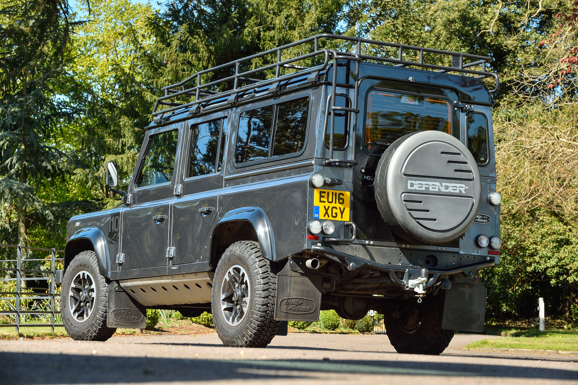 2016 LAND ROVER DEFENDER 110 ADVENTURE - 11,600 MILES