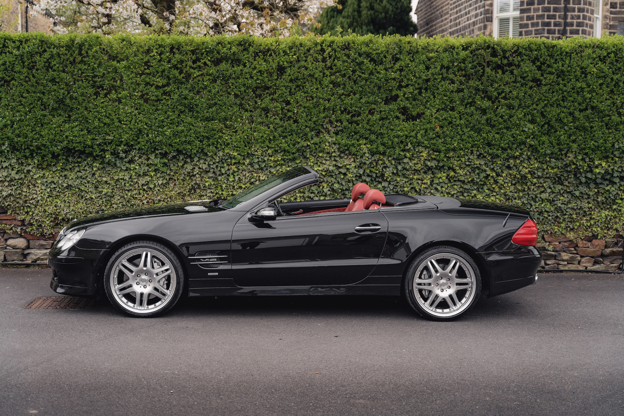 2004 MERCEDES-BENZ (R230) BRABUS SV12 BITURBO ROADSTER - 29,547 MILES