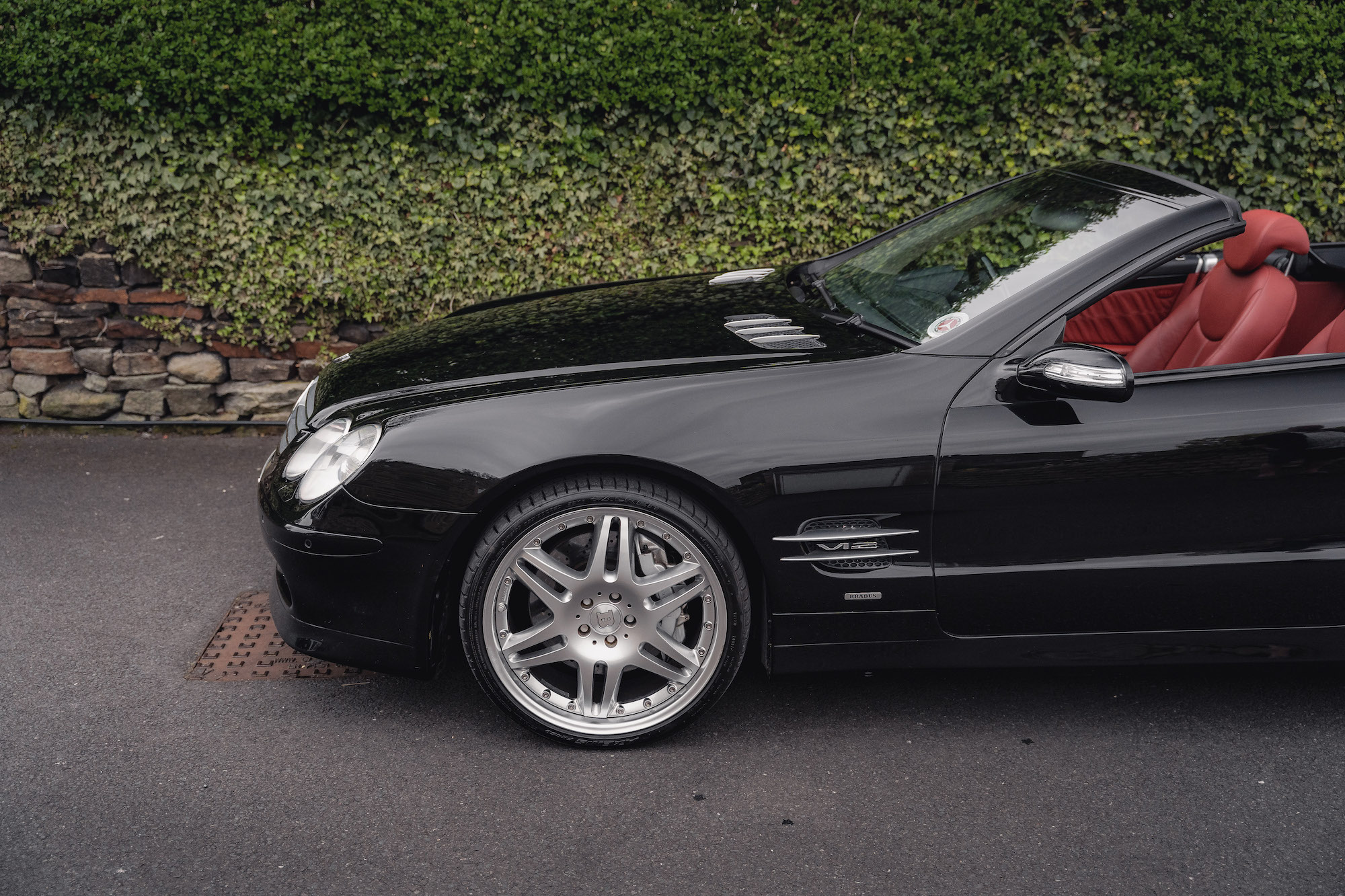 2004 MERCEDES-BENZ (R230) BRABUS SV12 BITURBO ROADSTER - 29,547 MILES