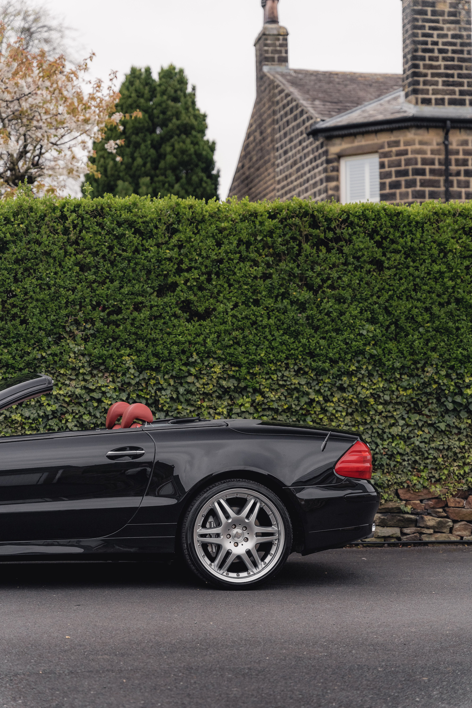 2004 MERCEDES-BENZ (R230) BRABUS SV12 BITURBO ROADSTER - 29,547 MILES