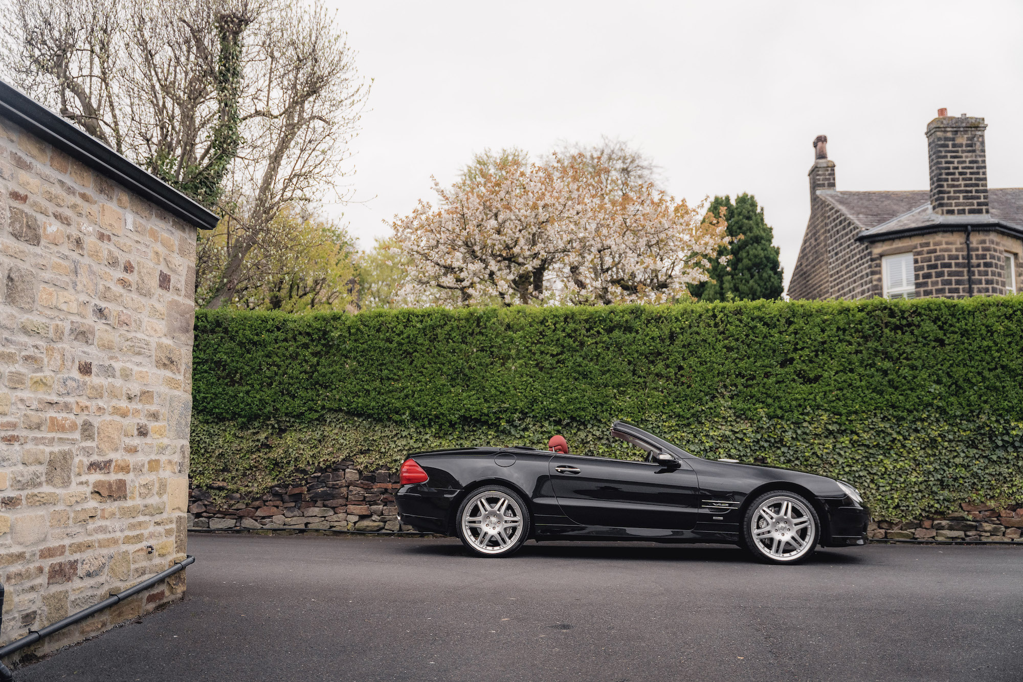 2004 MERCEDES-BENZ (R230) BRABUS SV12 BITURBO ROADSTER - 29,547 MILES