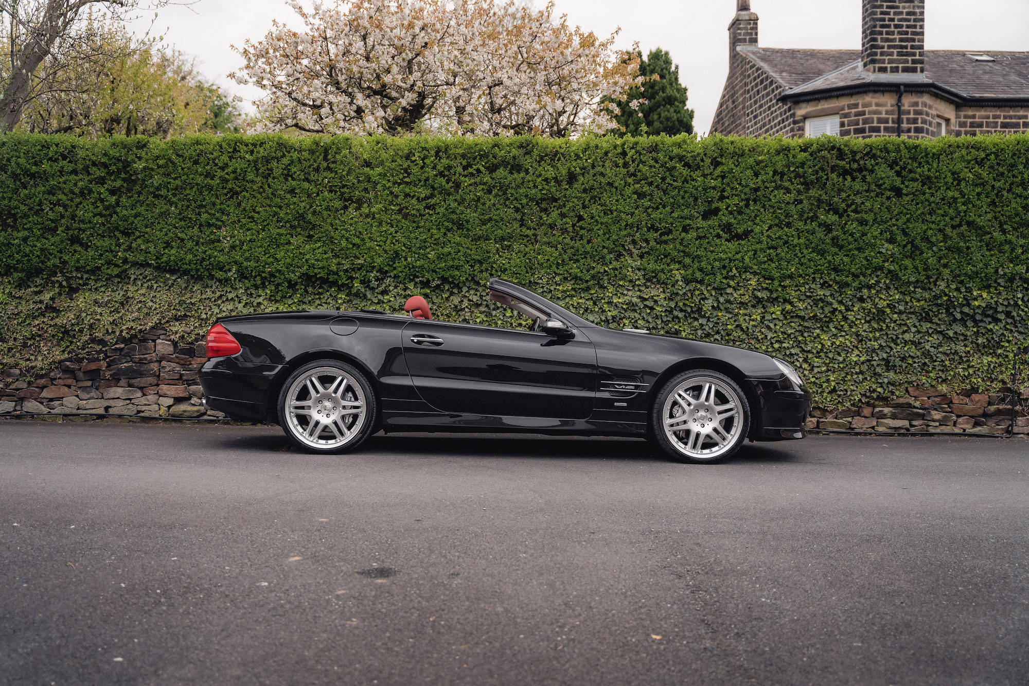 2004 MERCEDES-BENZ (R230) BRABUS SV12 BITURBO ROADSTER - 29,547 MILES