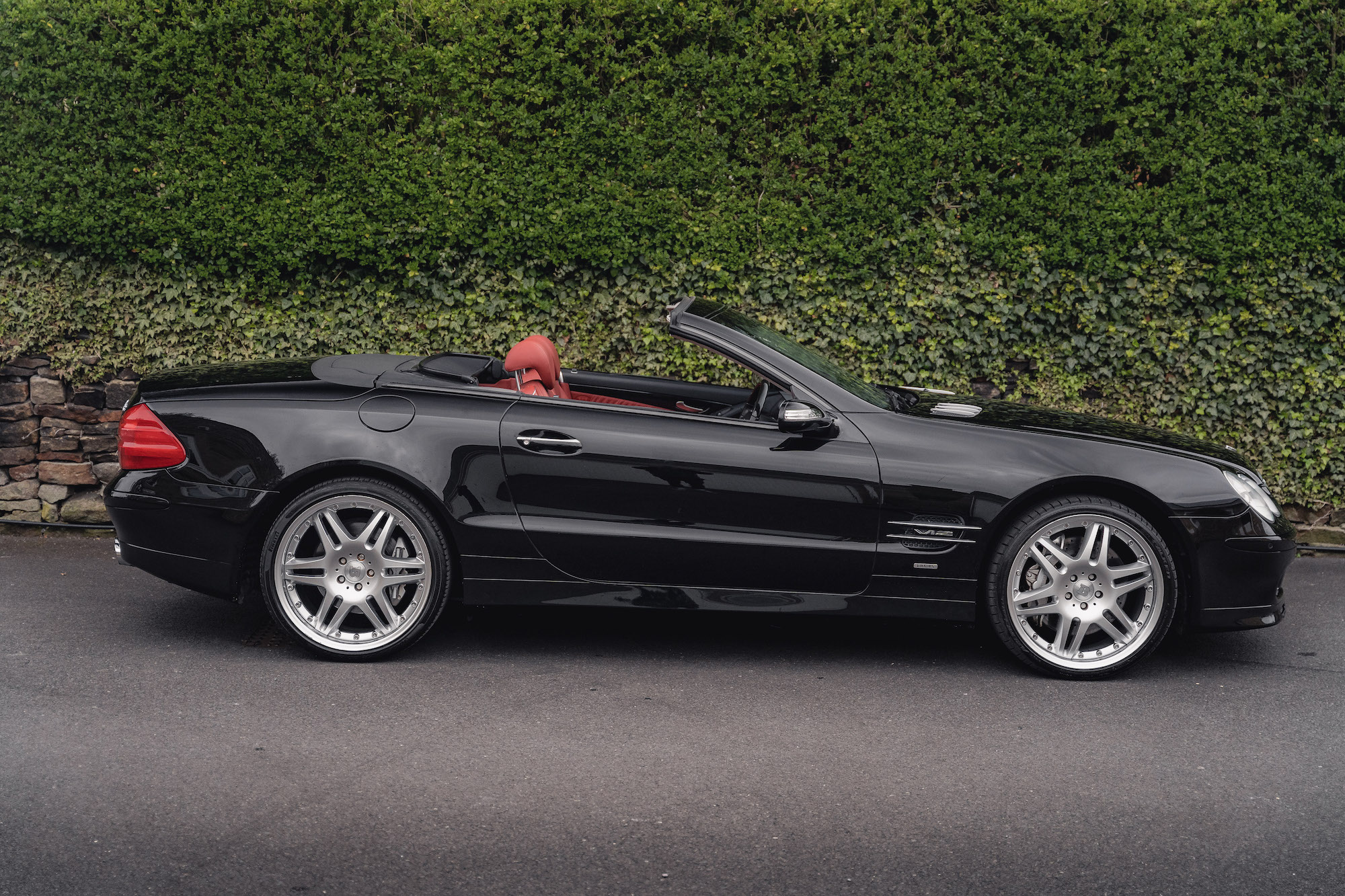 2004 MERCEDES-BENZ (R230) BRABUS SV12 BITURBO ROADSTER - 29,547 MILES