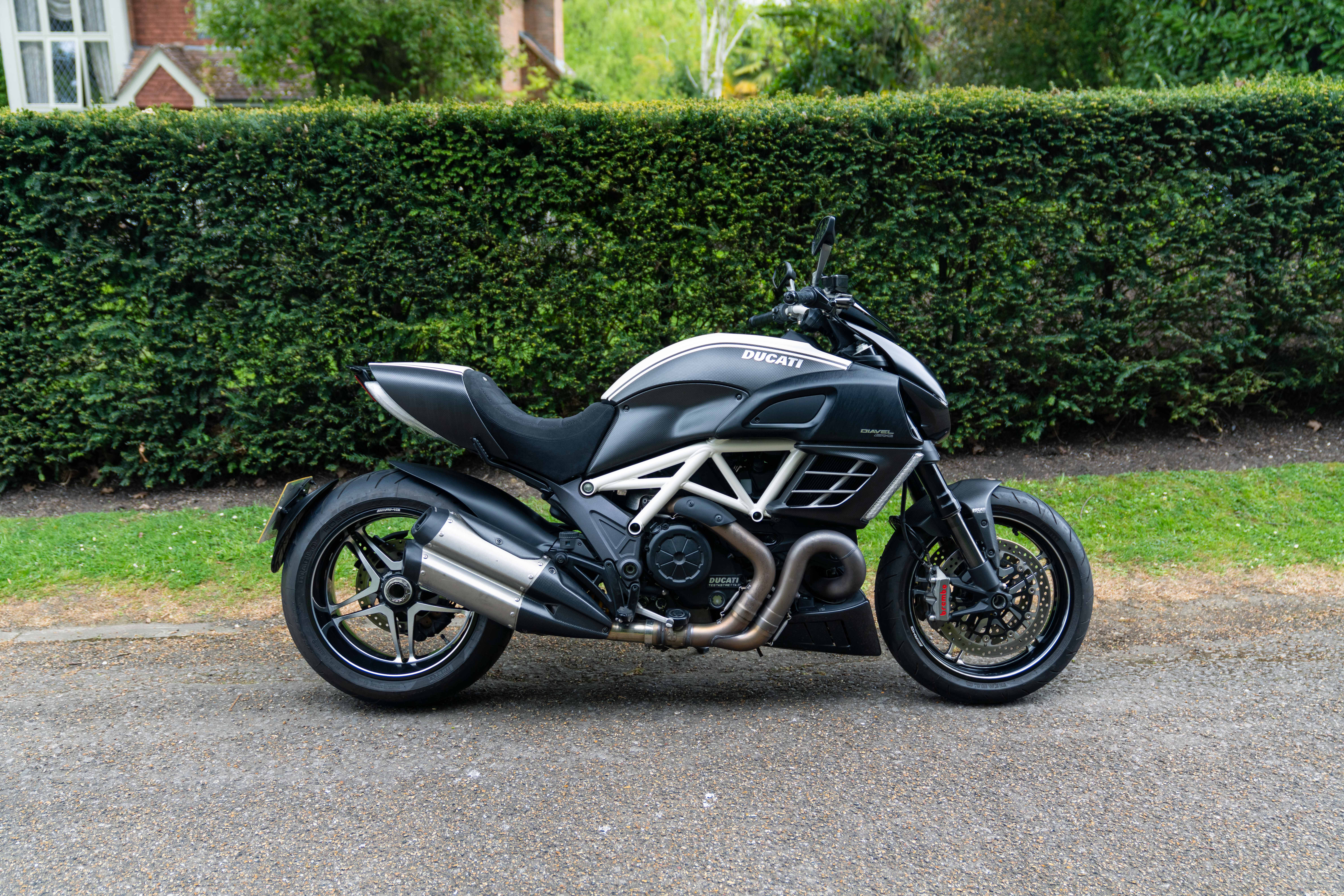 2014 DUCATI DIAVEL AMG