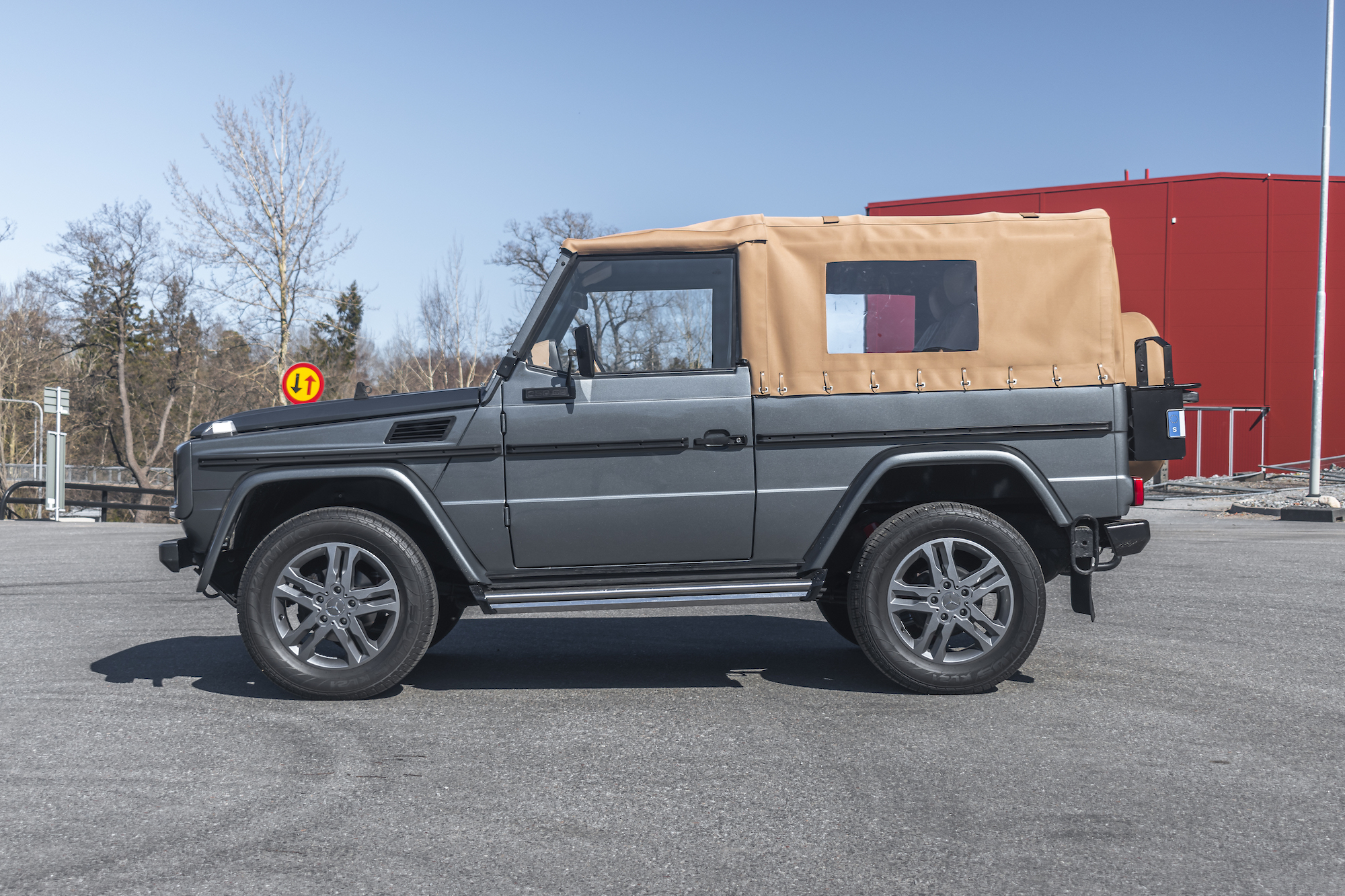 1993 MERCEDES-BENZ (W461) 250 GD WOLF - RESTOMOD