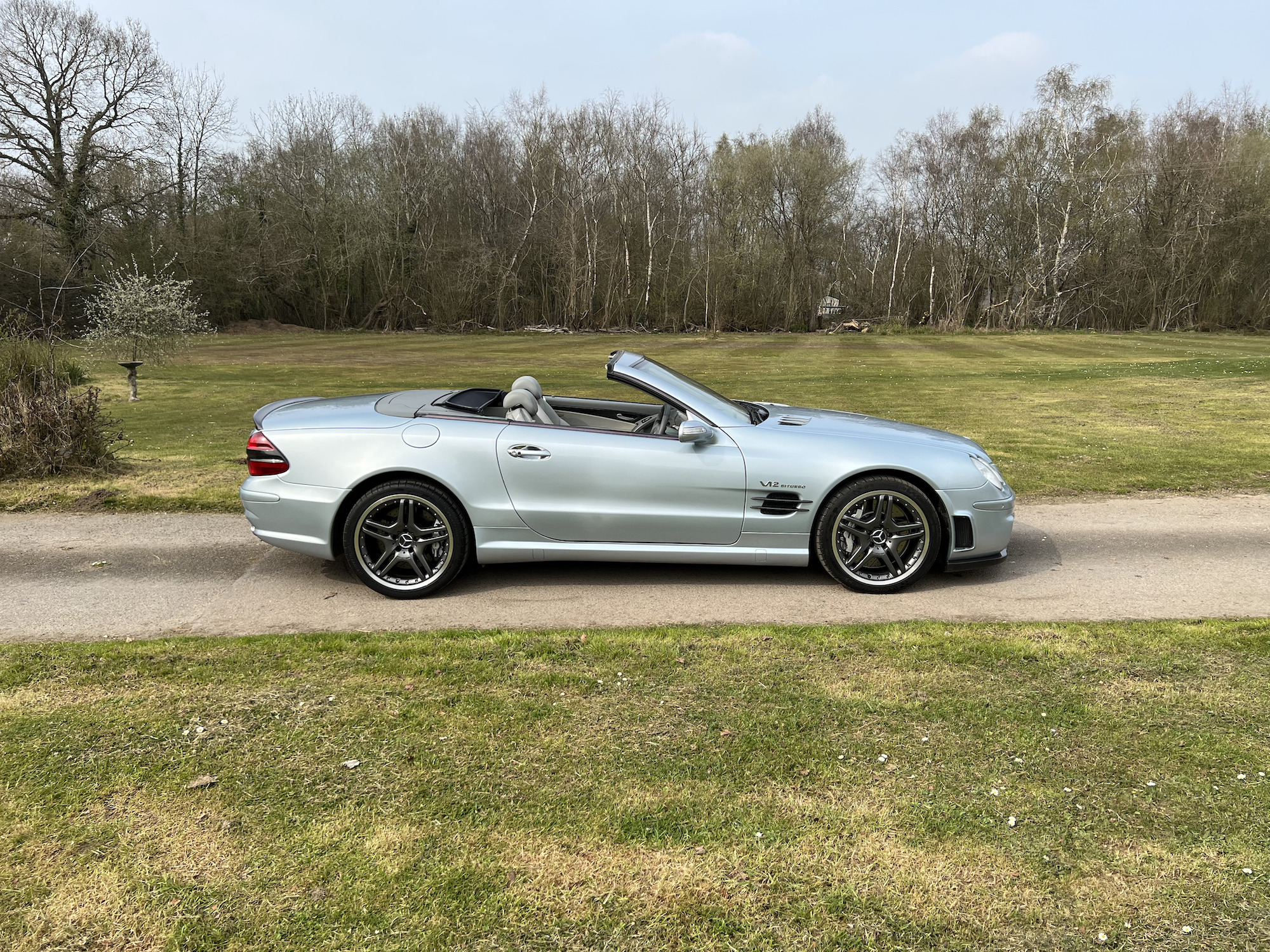2005 MERCEDES-BENZ (R230) SL65 AMG for sale by auction in Walliswood ...