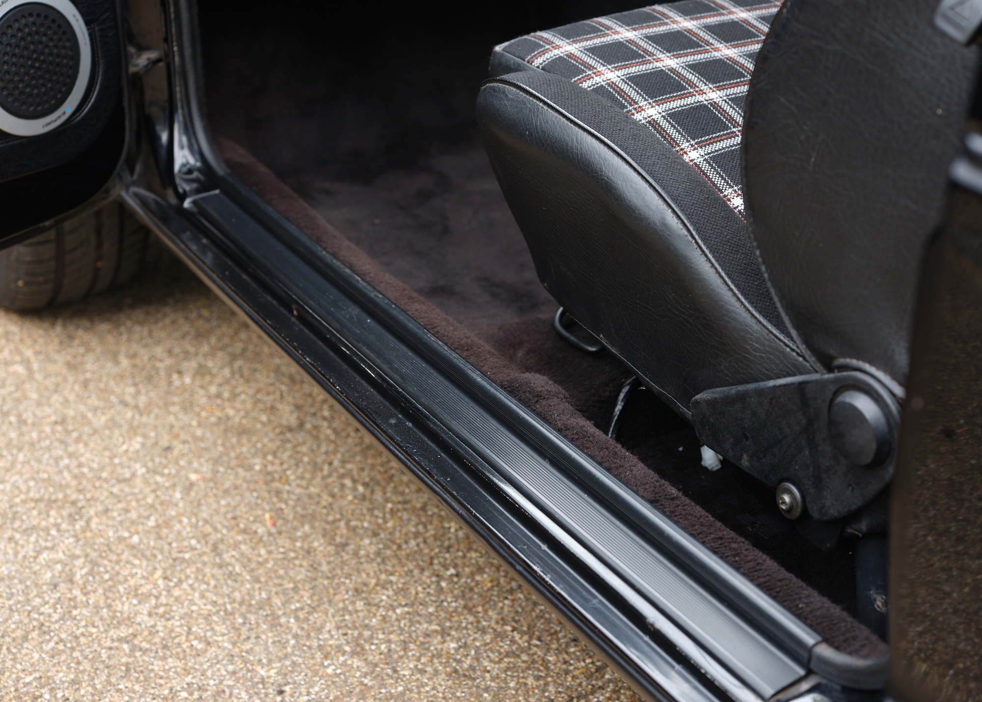 1981 VOLKSWAGEN GOLF (MK1) GTI