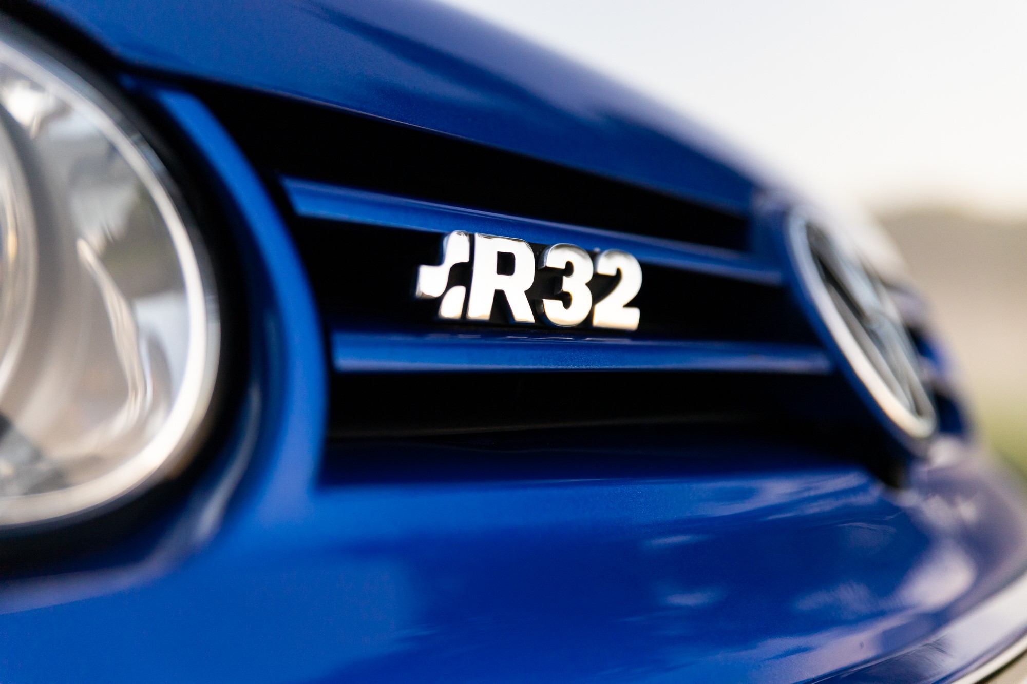 2003 VOLKSWAGEN GOLF (MK4) R32