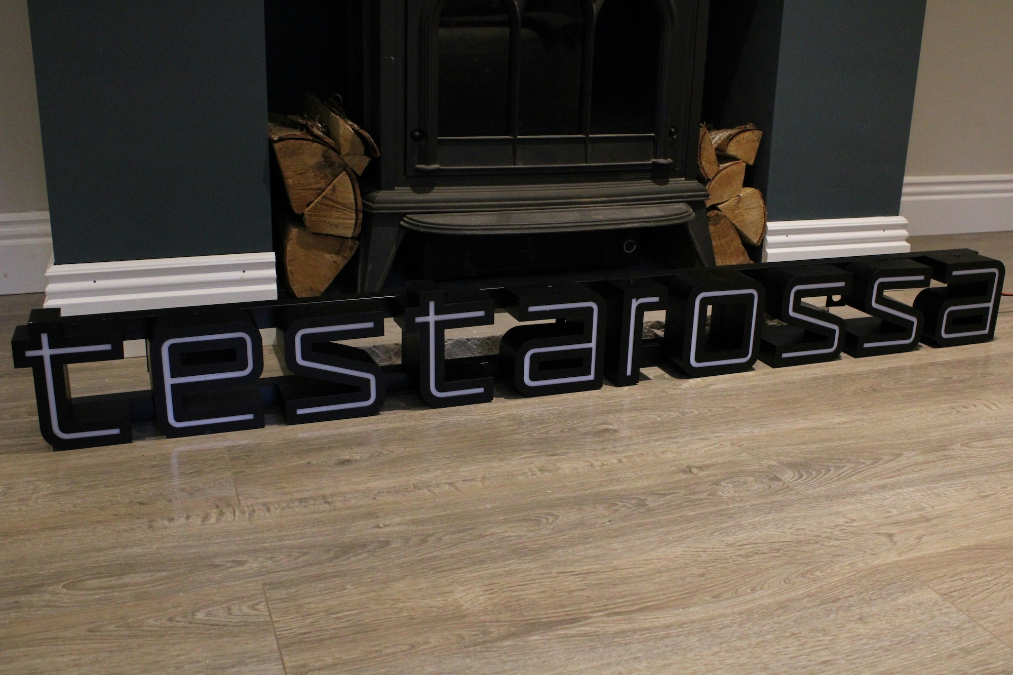 FERRARI TESTAROSSA ILLUMINATED SIGN