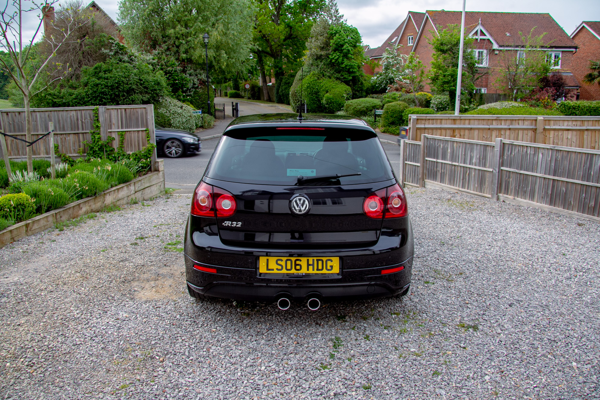2006 VOLKSWAGEN GOLF (MK5) R32