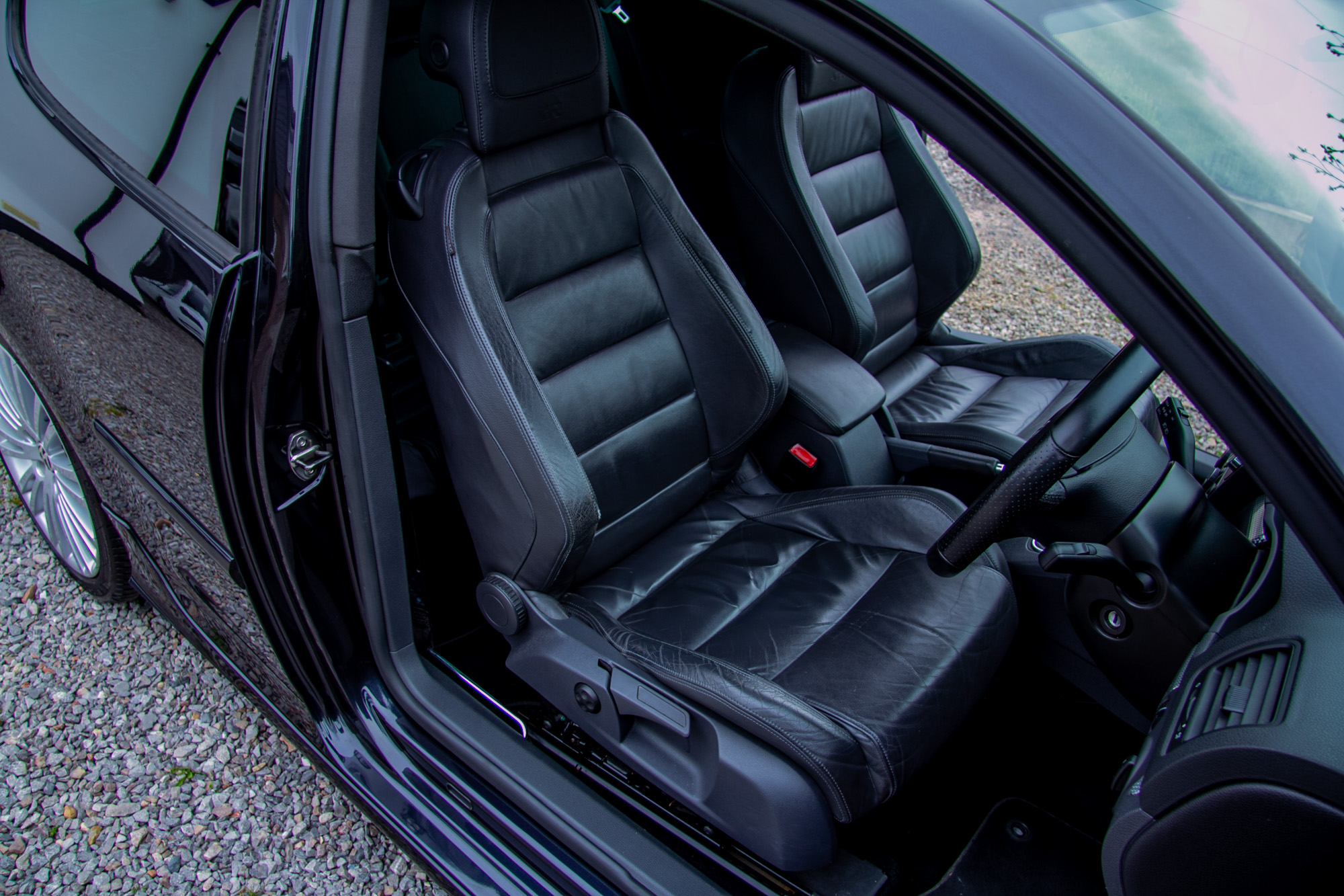 2006 VOLKSWAGEN GOLF (MK5) R32