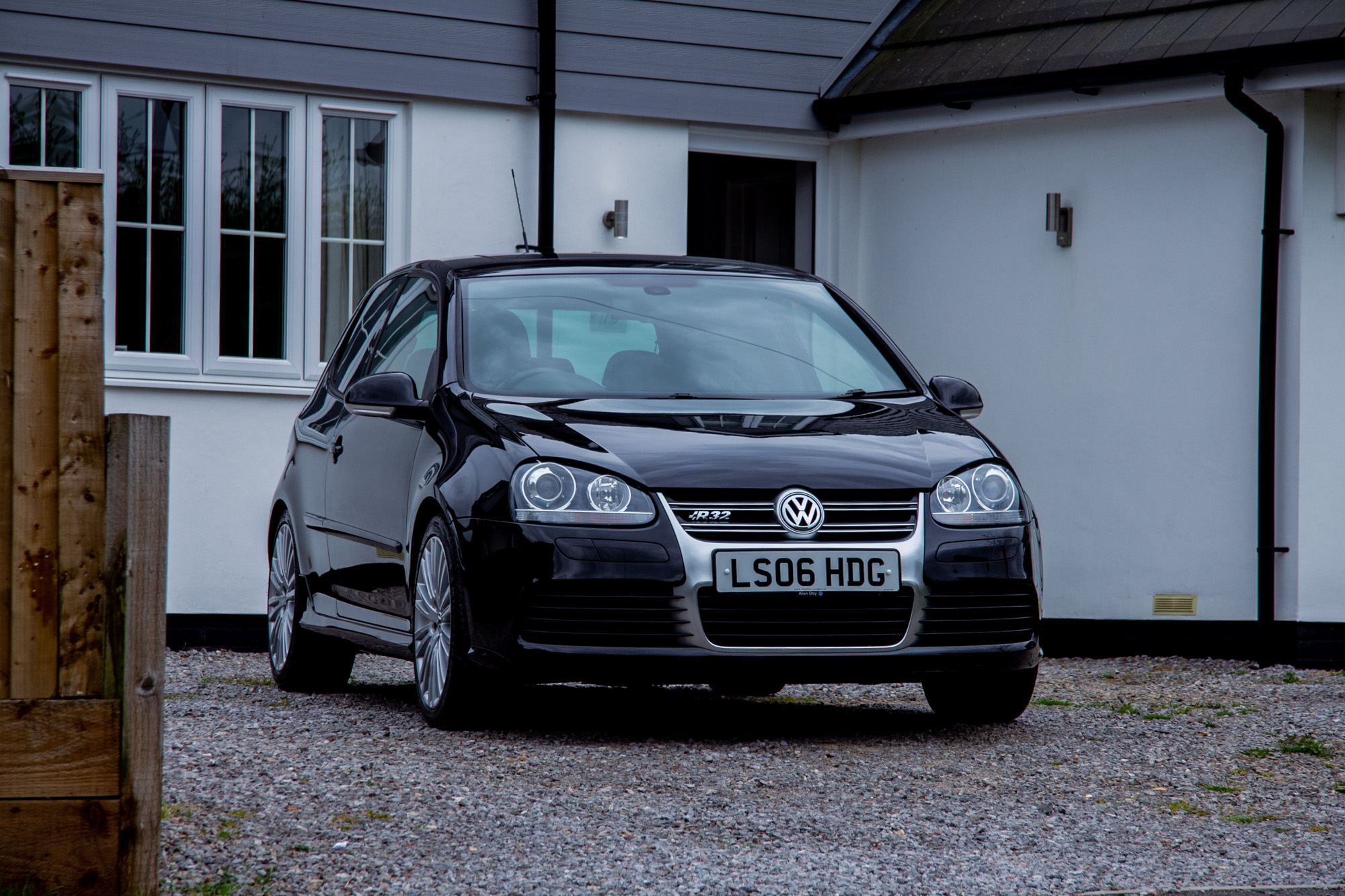 2006 VOLKSWAGEN GOLF (MK5) R32