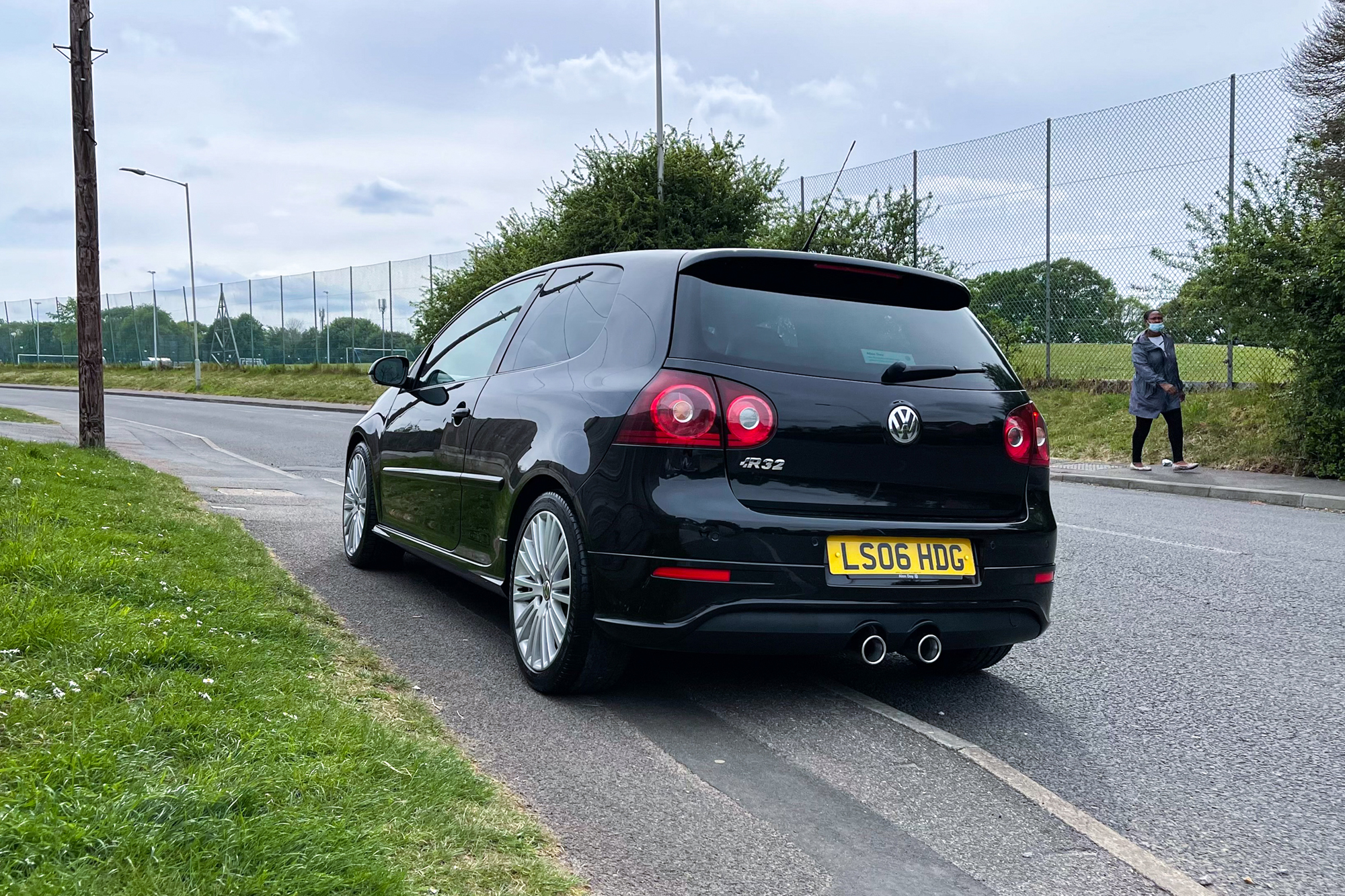 2006 VOLKSWAGEN GOLF (MK5) R32