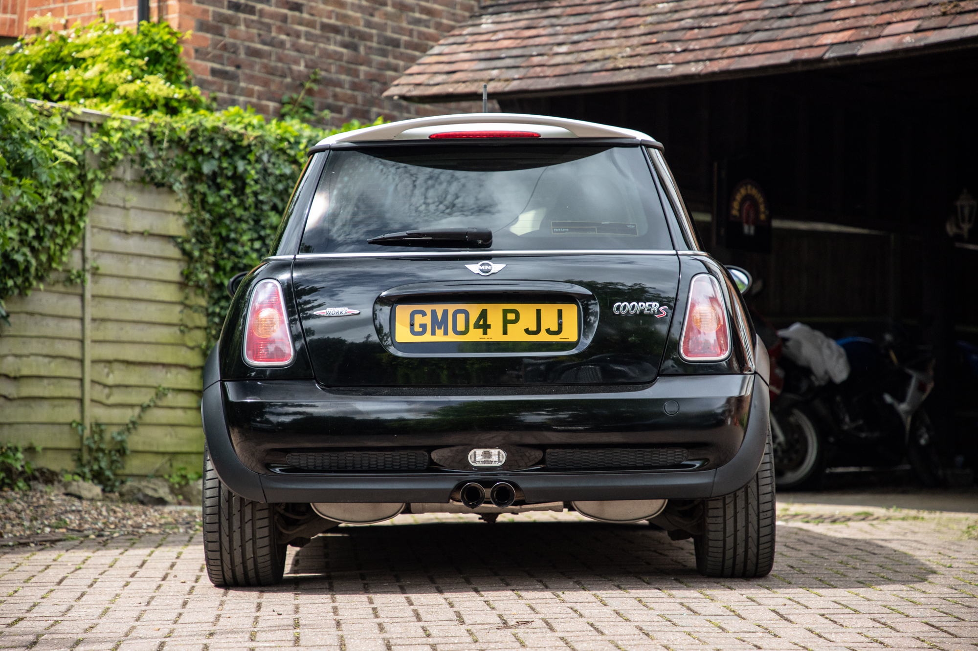 2004 MINI COOPER S – JCW TUNING KIT