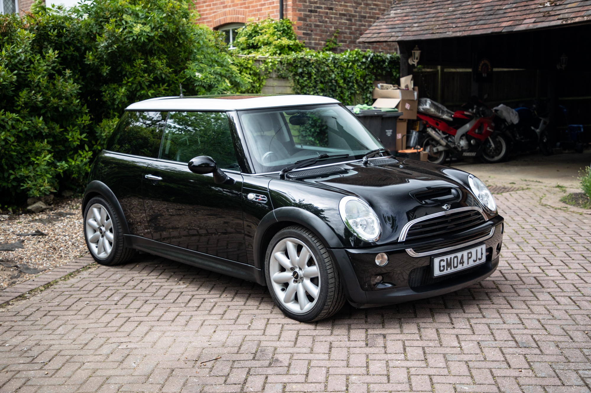 2004 MINI COOPER S – JCW TUNING KIT