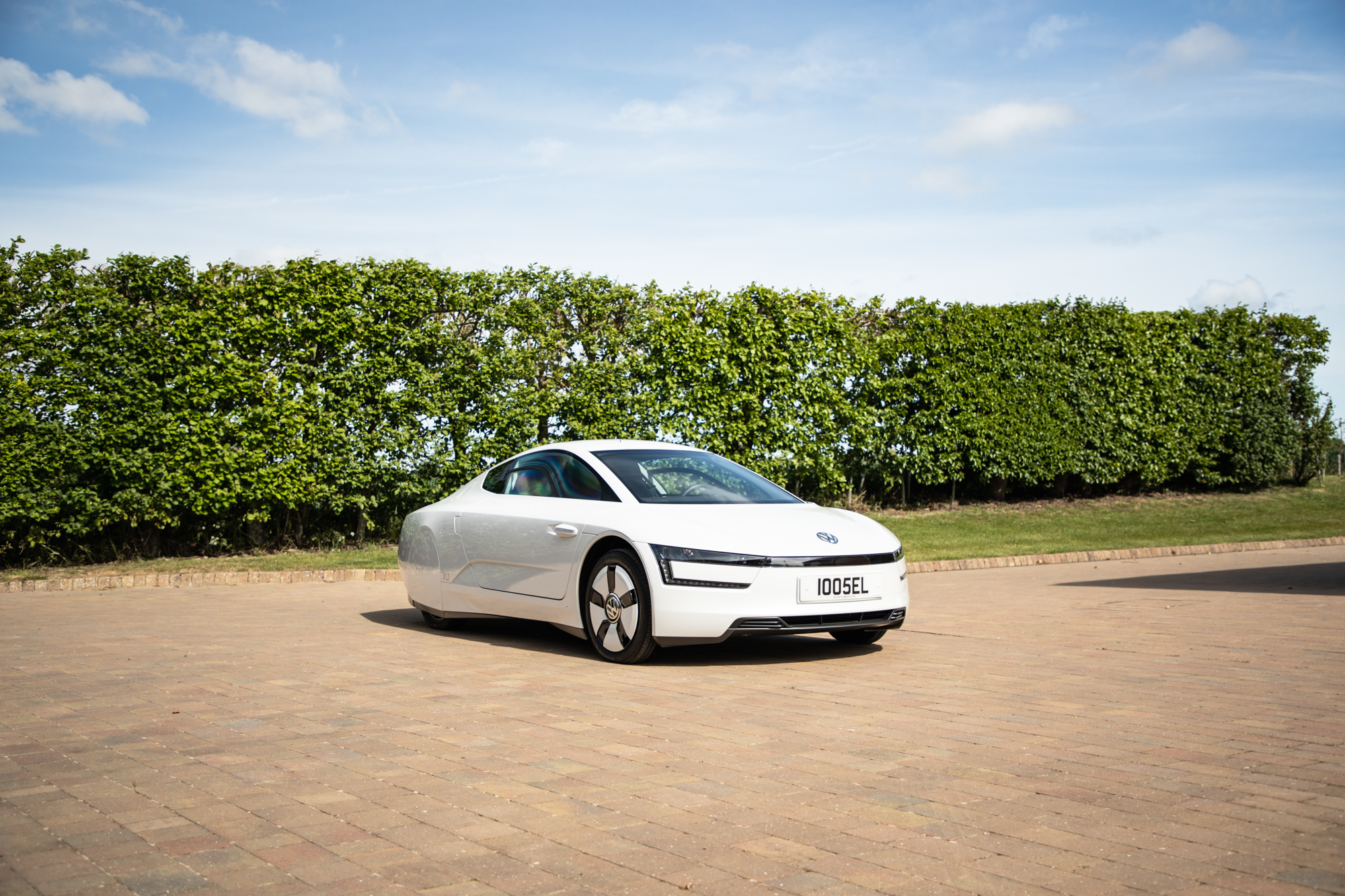 2015 VOLKSWAGEN XL1 - 150 MILES