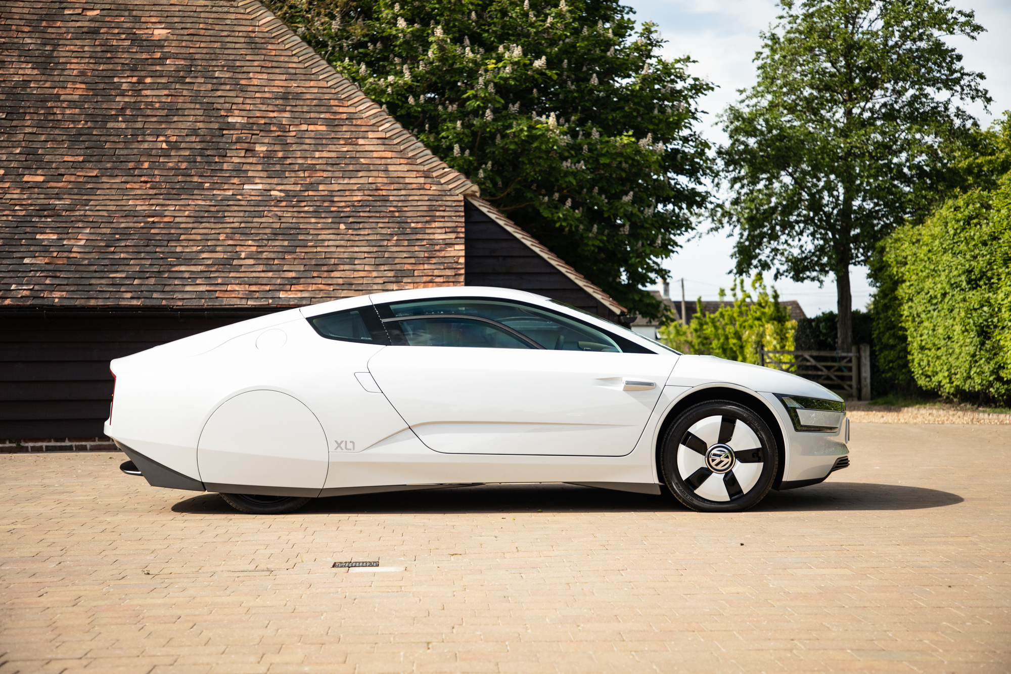 2015 VOLKSWAGEN XL1 - 150 MILES
