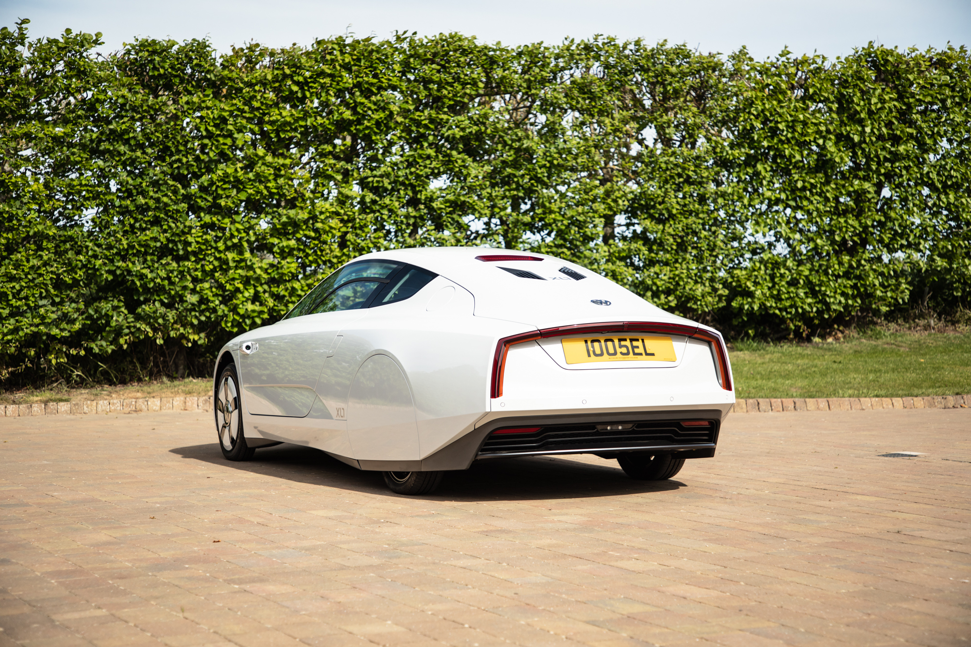 2015 VOLKSWAGEN XL1 - 150 MILES