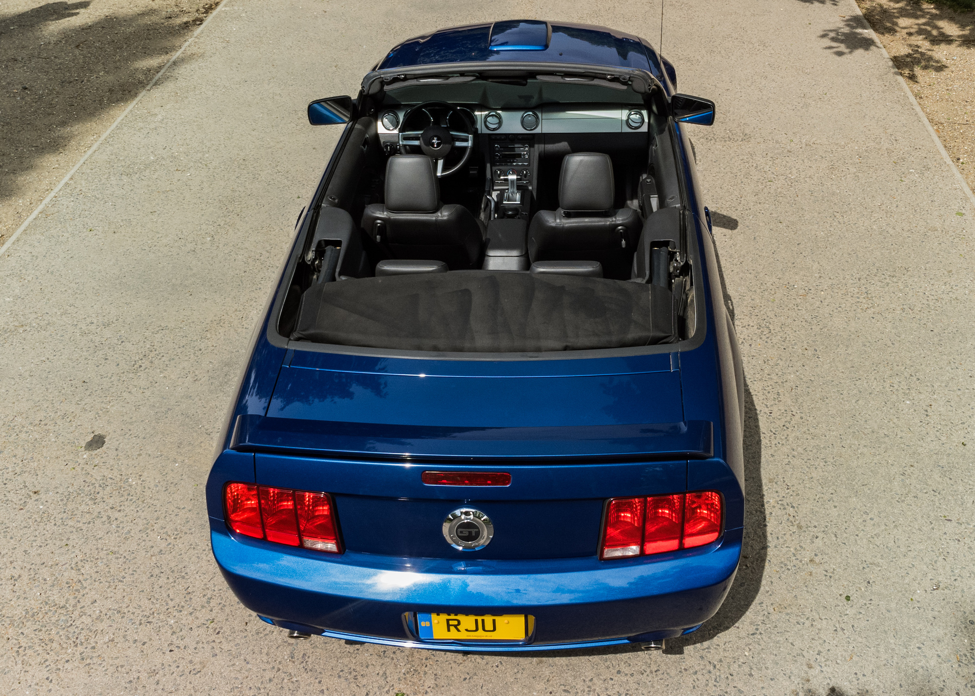 2009 FORD MUSTANG GT CONVERTIBLE - 45TH ANNIVERSARY EDITION - 18,737 MILES