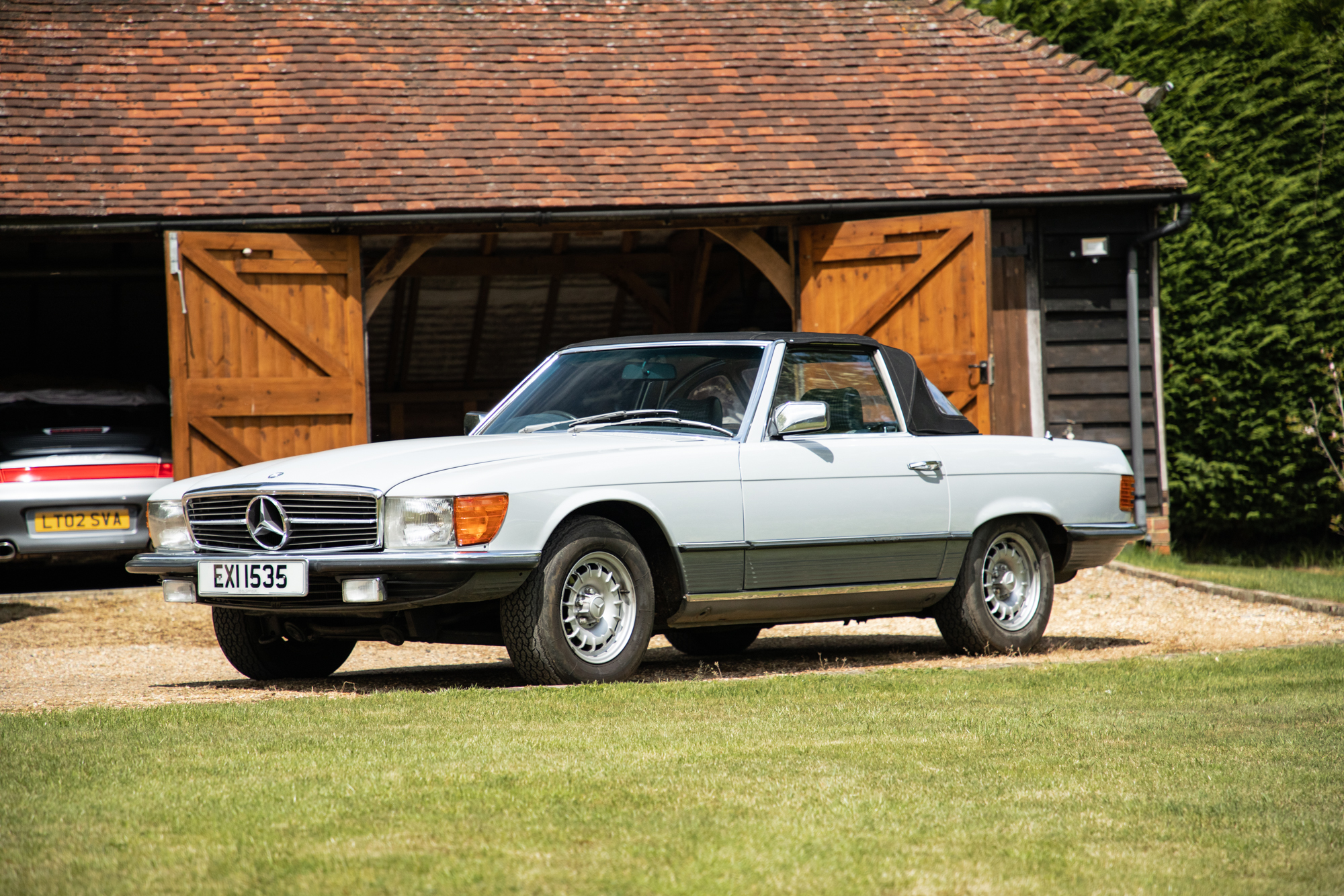 1984 MERCEDES-BENZ (R107) 380 SL