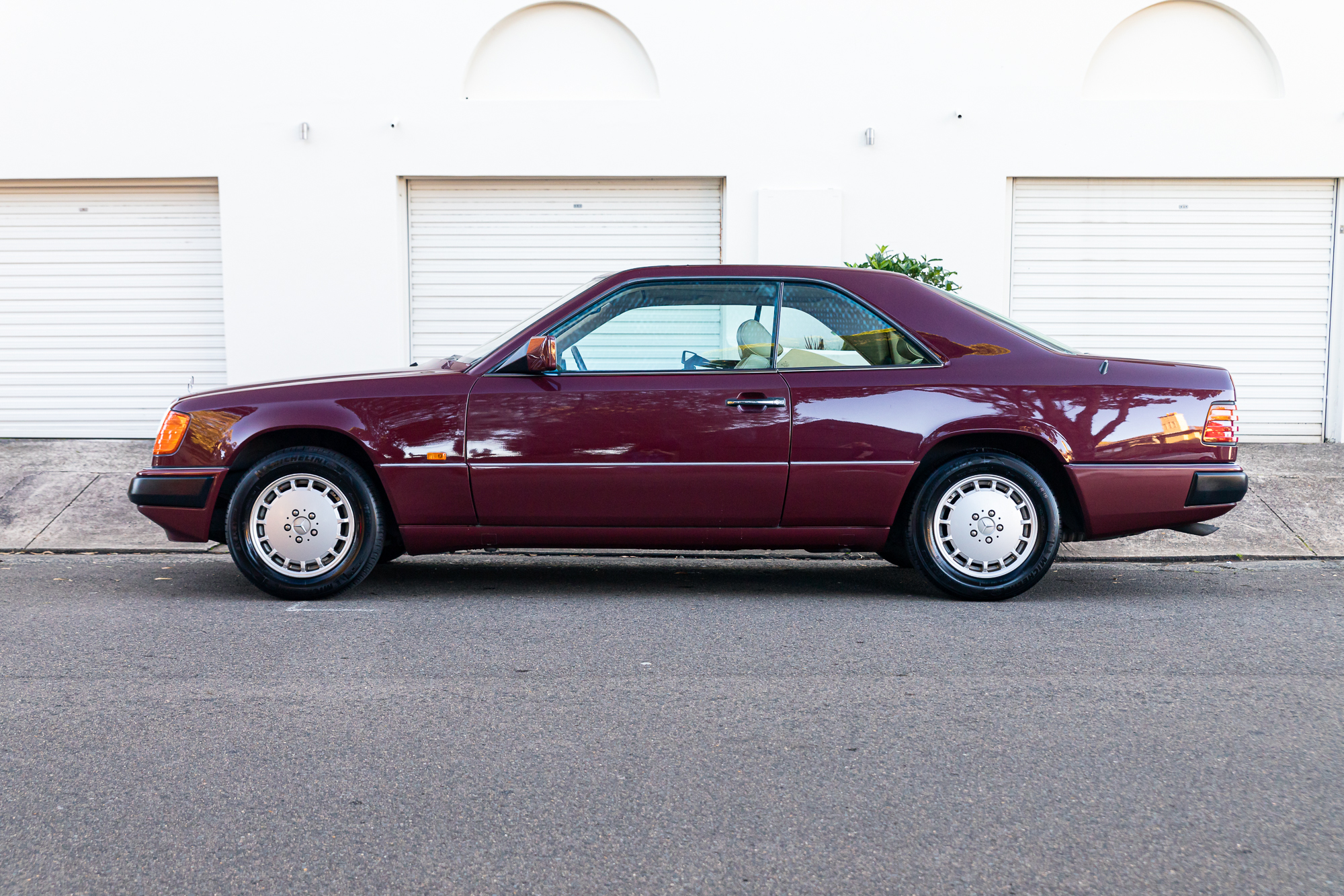1993 MERCEDES-BENZ (W124) 300CE-24