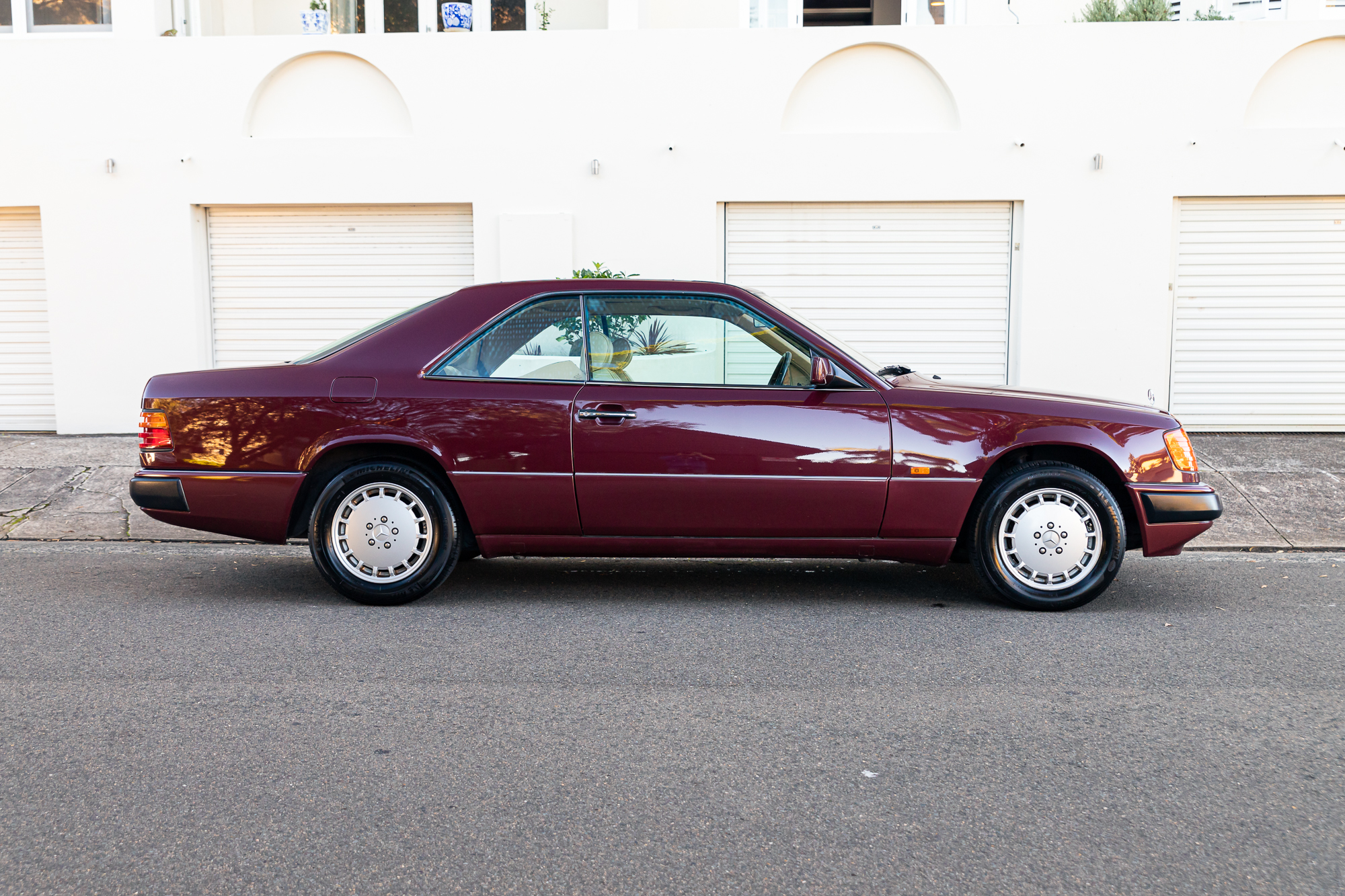 1993 MERCEDES-BENZ (W124) 300CE-24