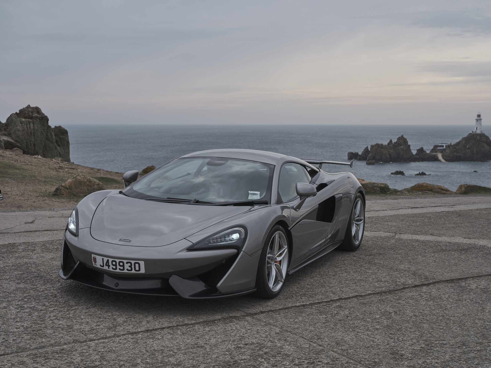 2016 MCLAREN 570S