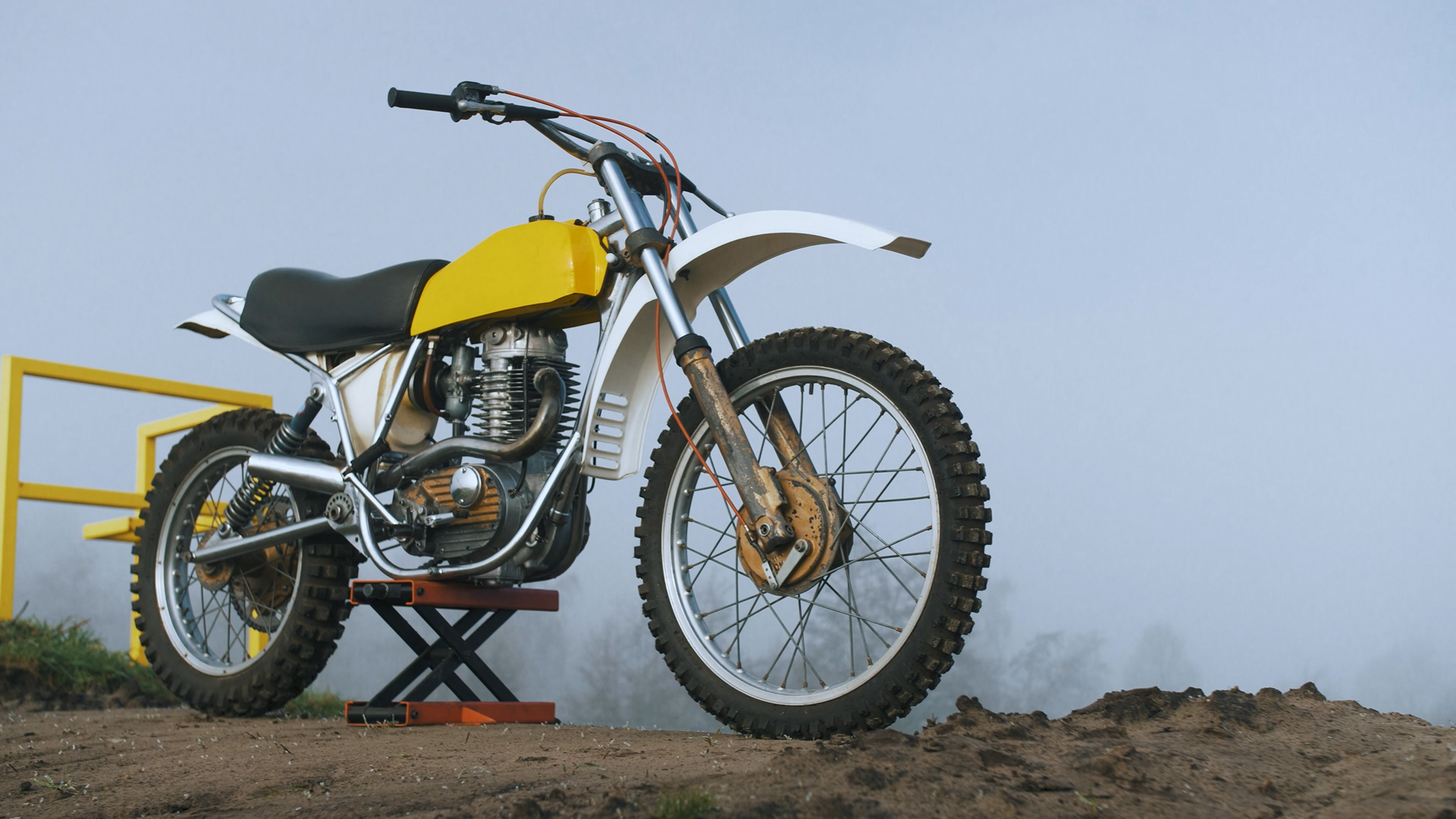 1975 CCM 500 B5