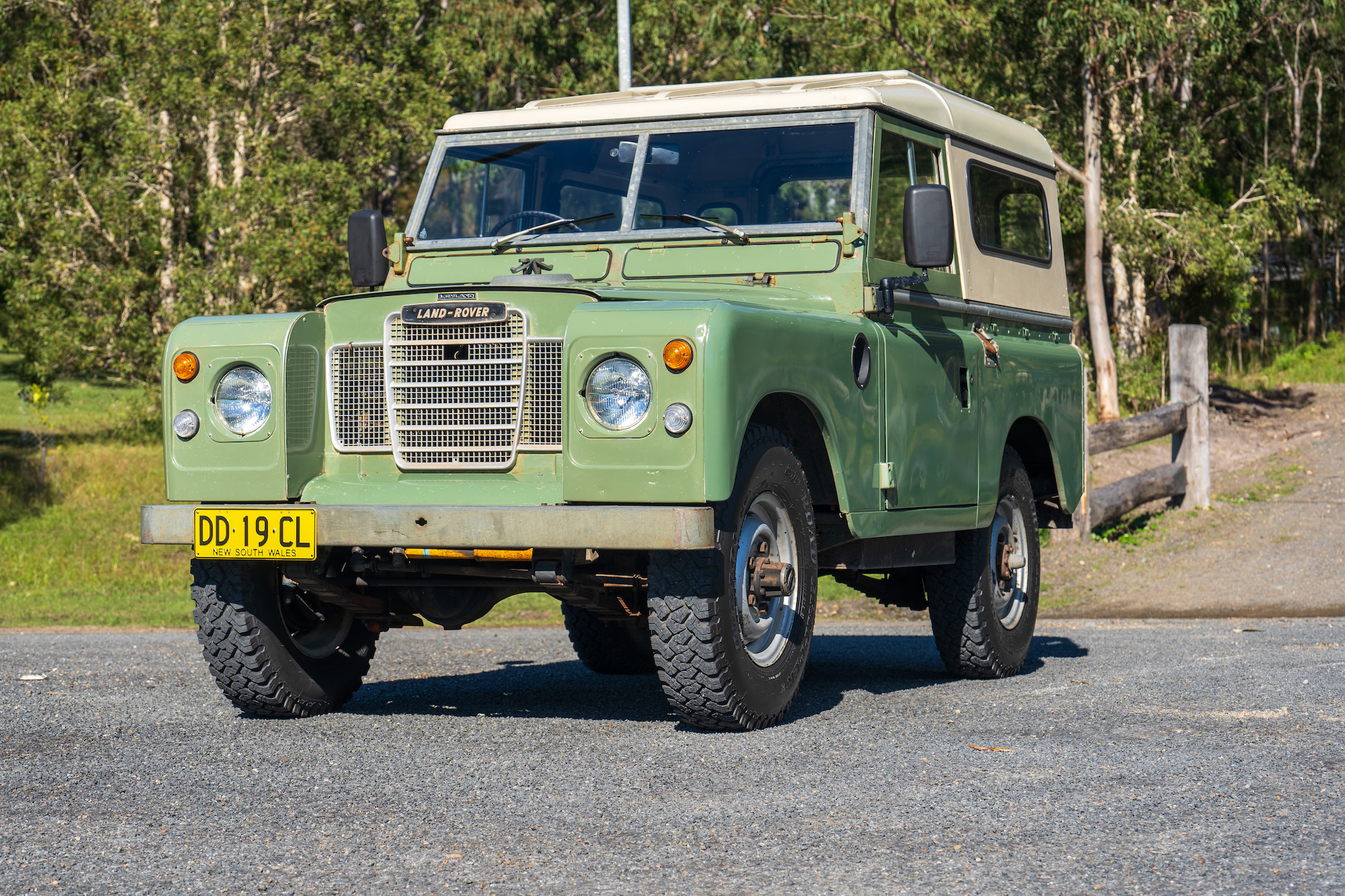 1975 LAND ROVER SERIES III 88"