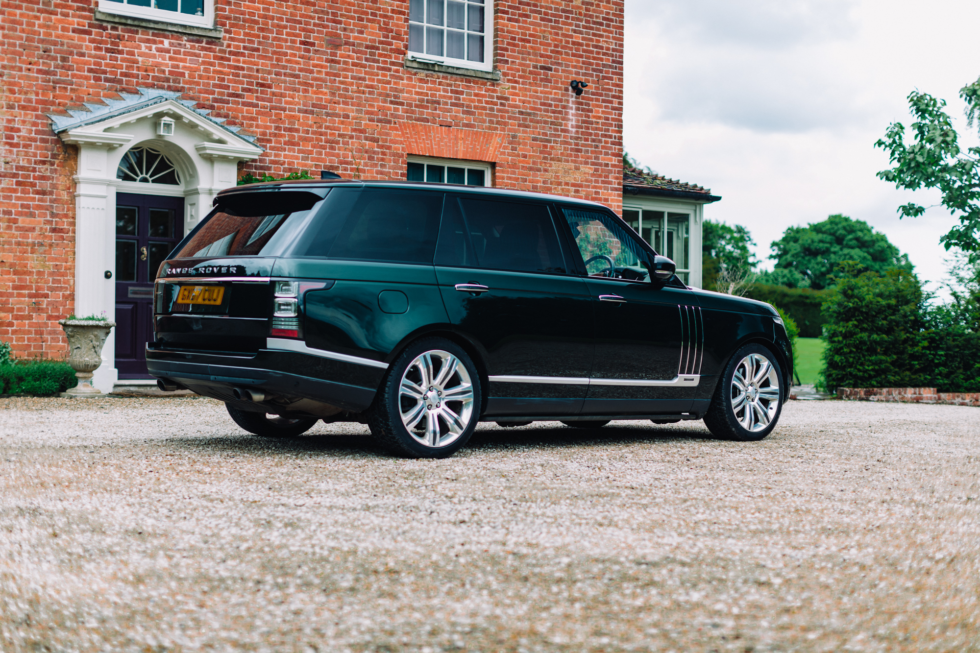 2017 RANGE ROVER SV AUTOBIOGRAPHY HOLLAND & HOLLAND LWB