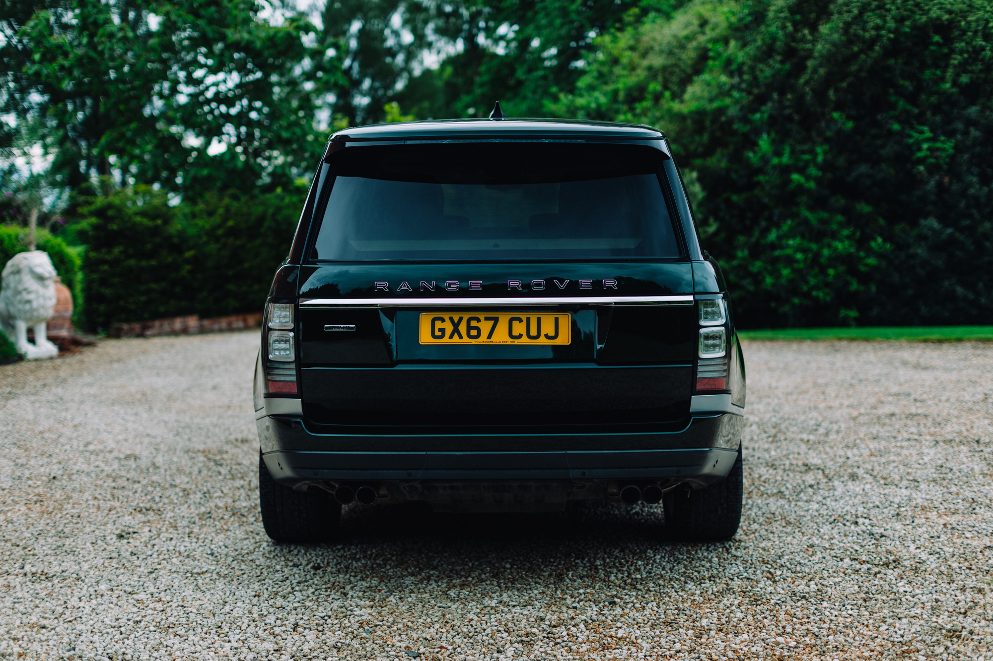 2017 RANGE ROVER SV AUTOBIOGRAPHY HOLLAND & HOLLAND LWB