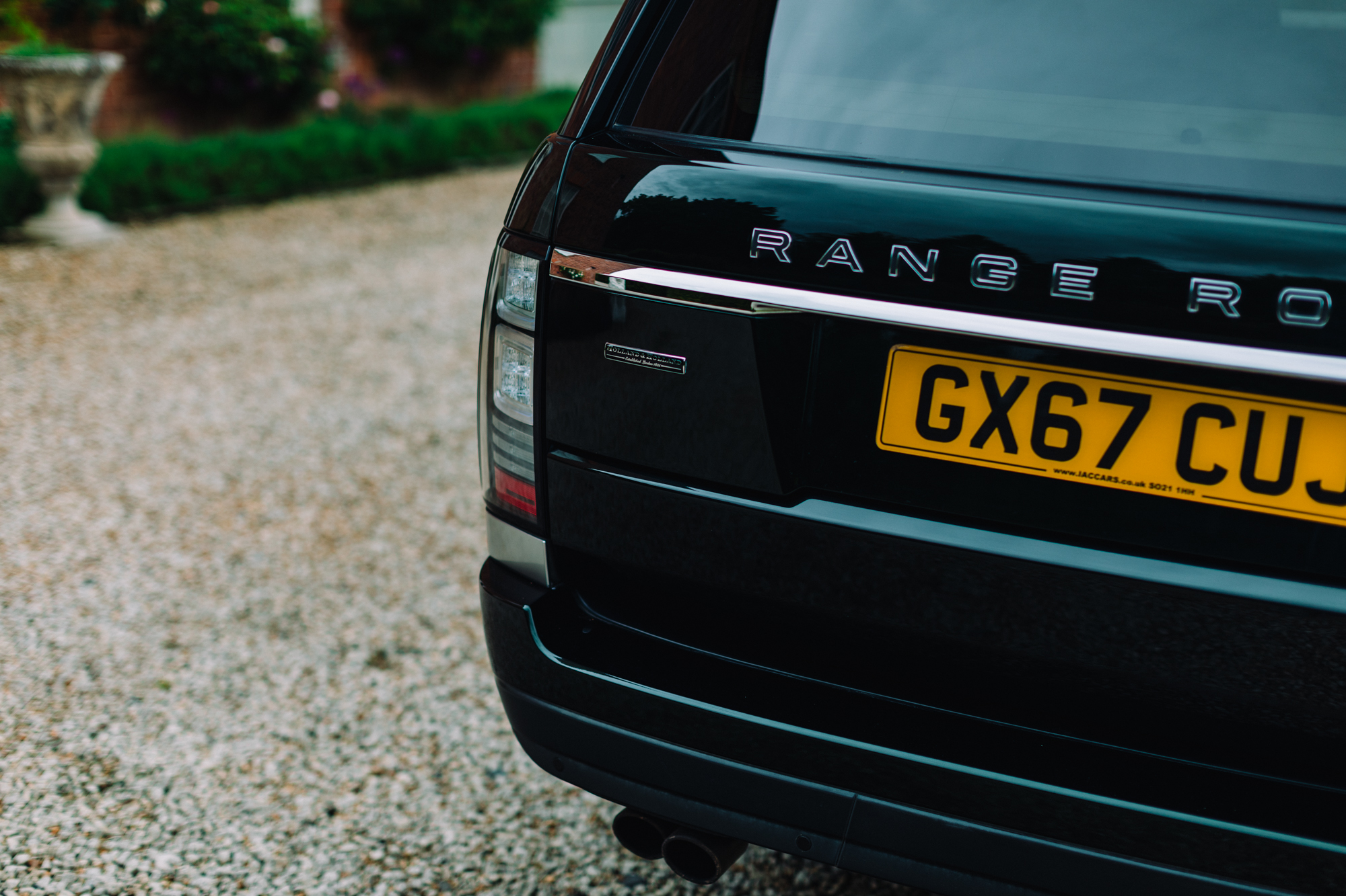 2017 RANGE ROVER SV AUTOBIOGRAPHY HOLLAND & HOLLAND LWB