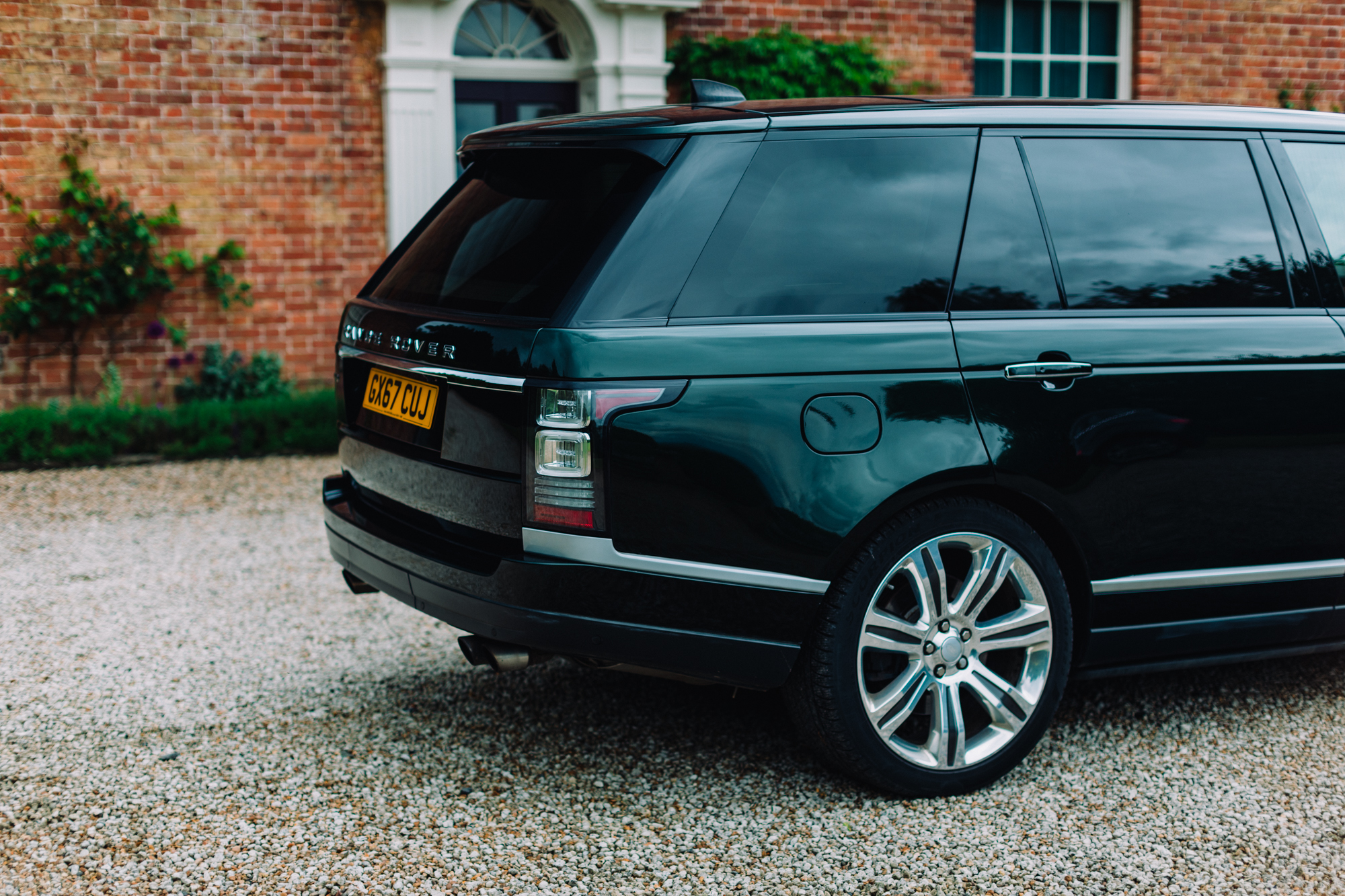 2017 RANGE ROVER SV AUTOBIOGRAPHY HOLLAND & HOLLAND LWB