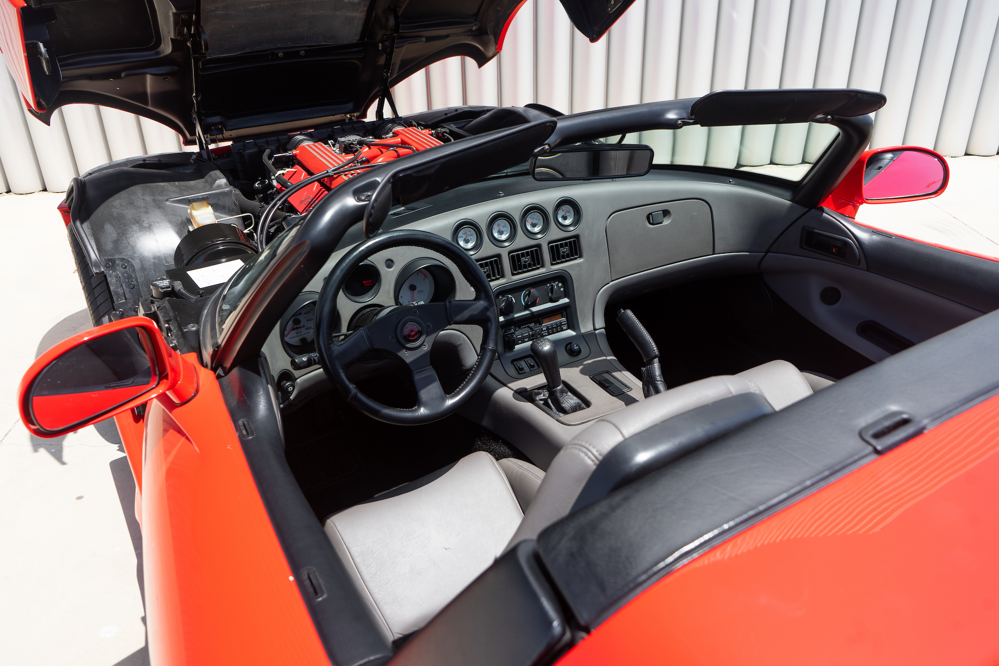 1992 DODGE VIPER RT/10 ROADSTER - 951 MILES