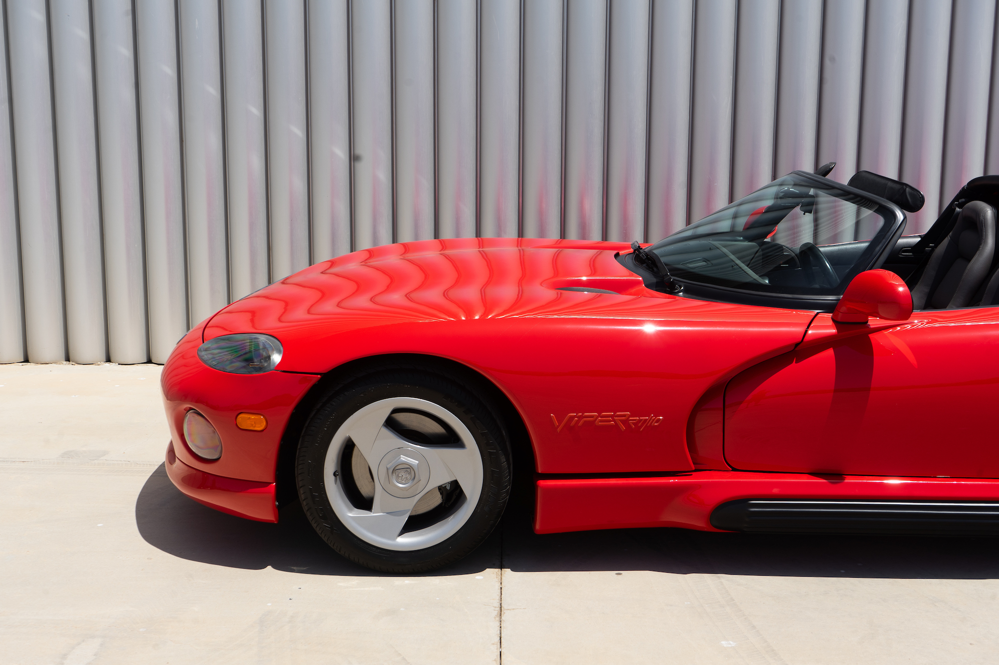 1992 DODGE VIPER RT/10 ROADSTER - 951 MILES