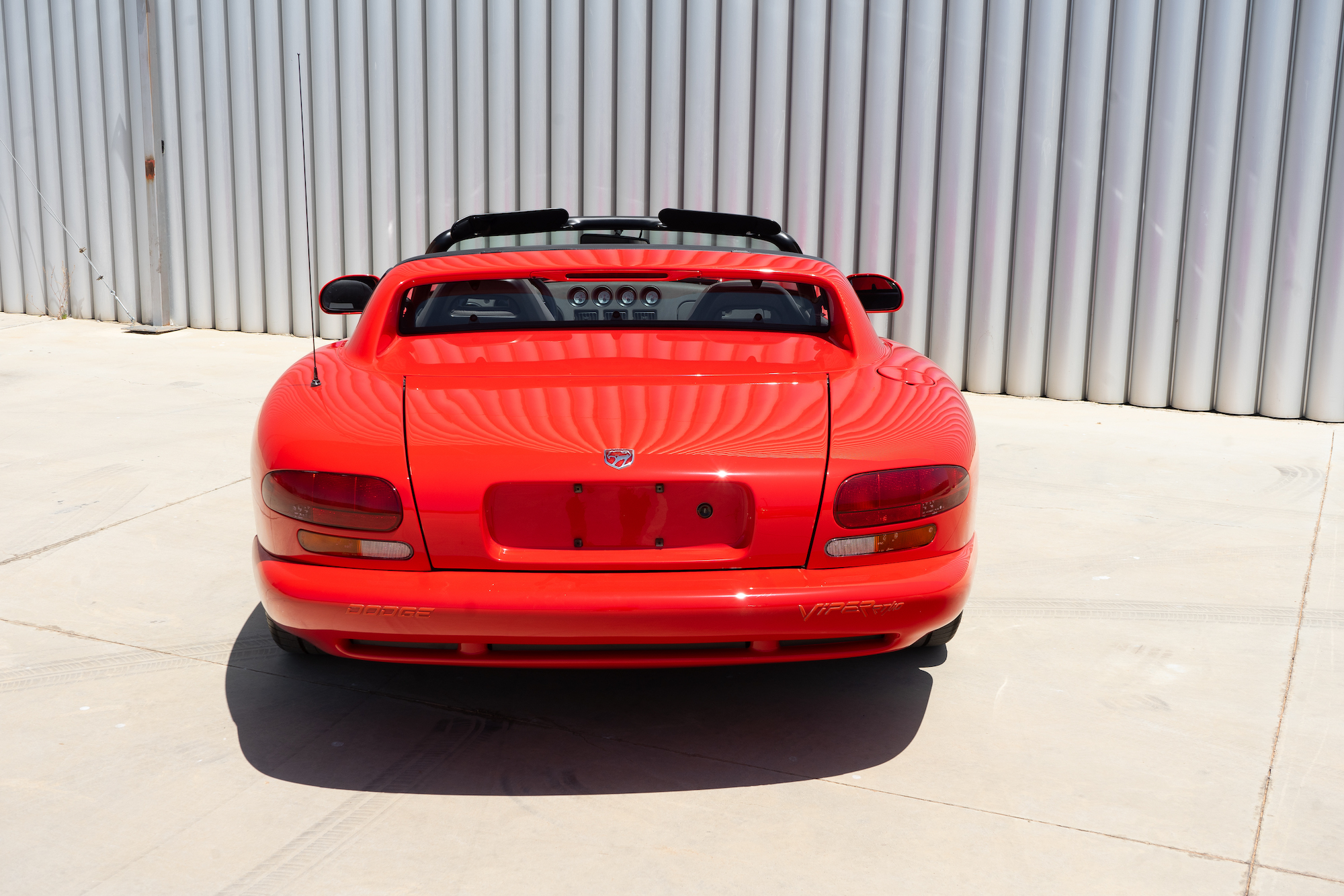 1992 DODGE VIPER RT/10 ROADSTER - 951 MILES