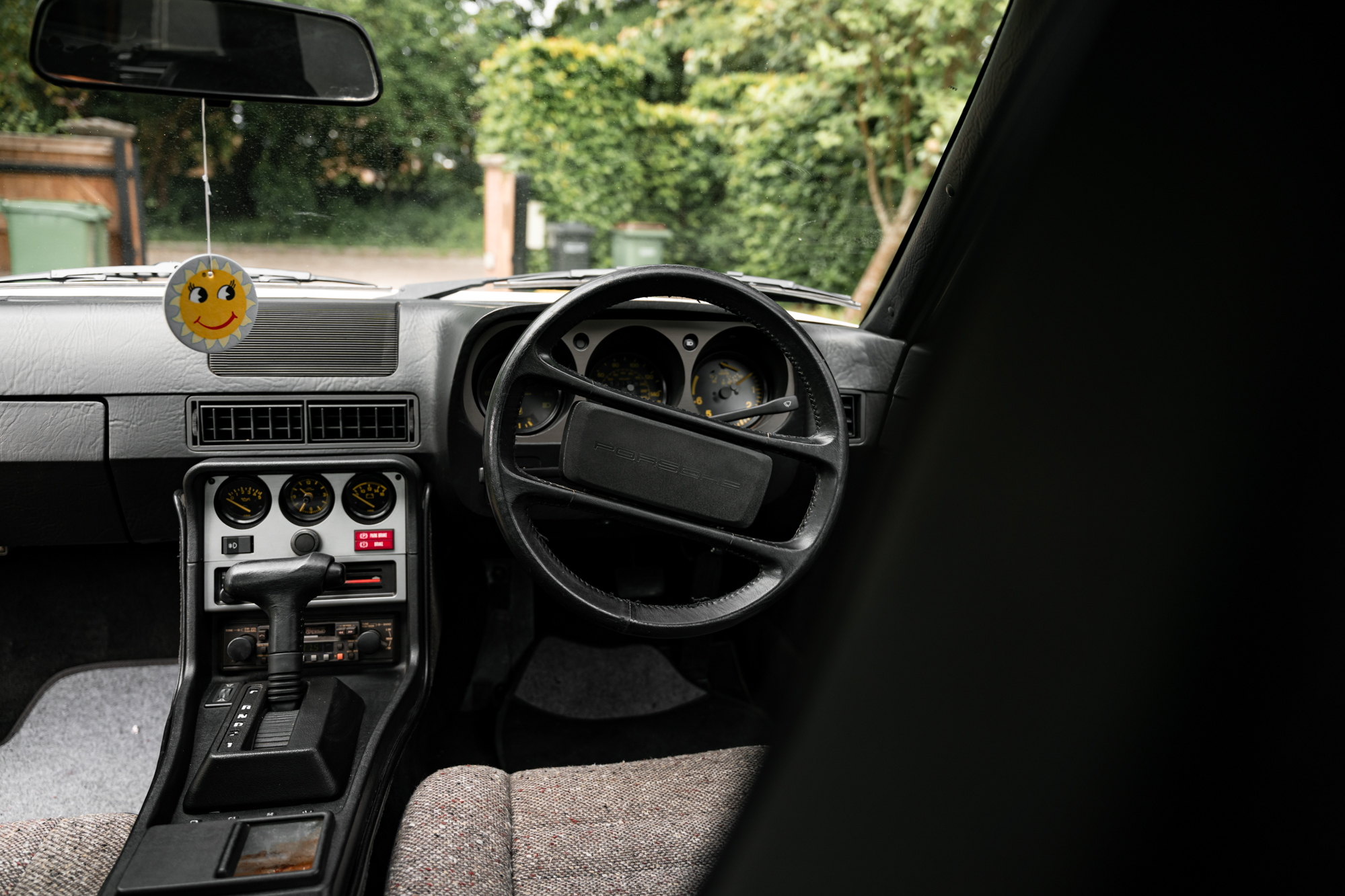 1984 PORSCHE 944 LUX