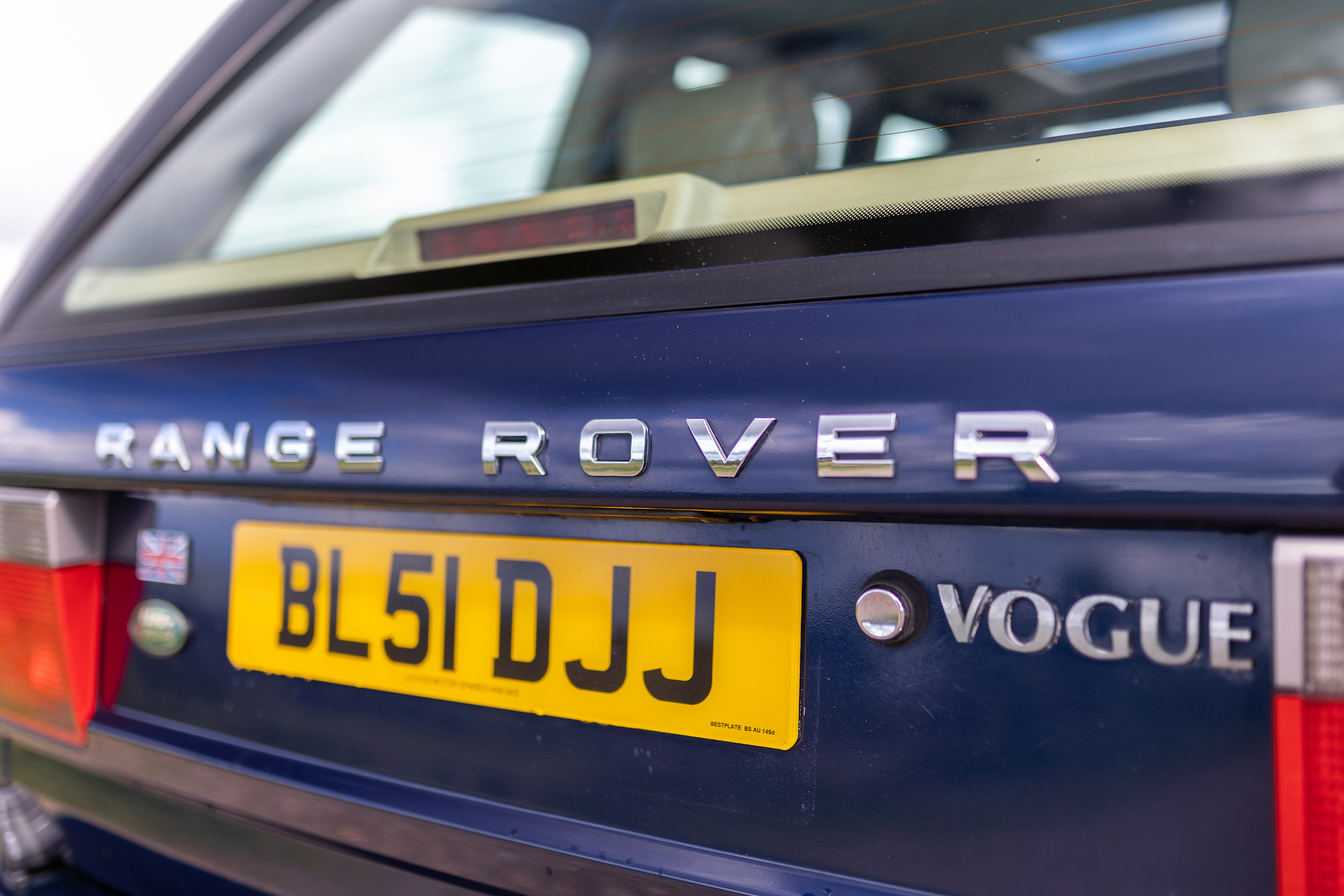 2001 RANGE ROVER 4.6 VOGUE (P38)