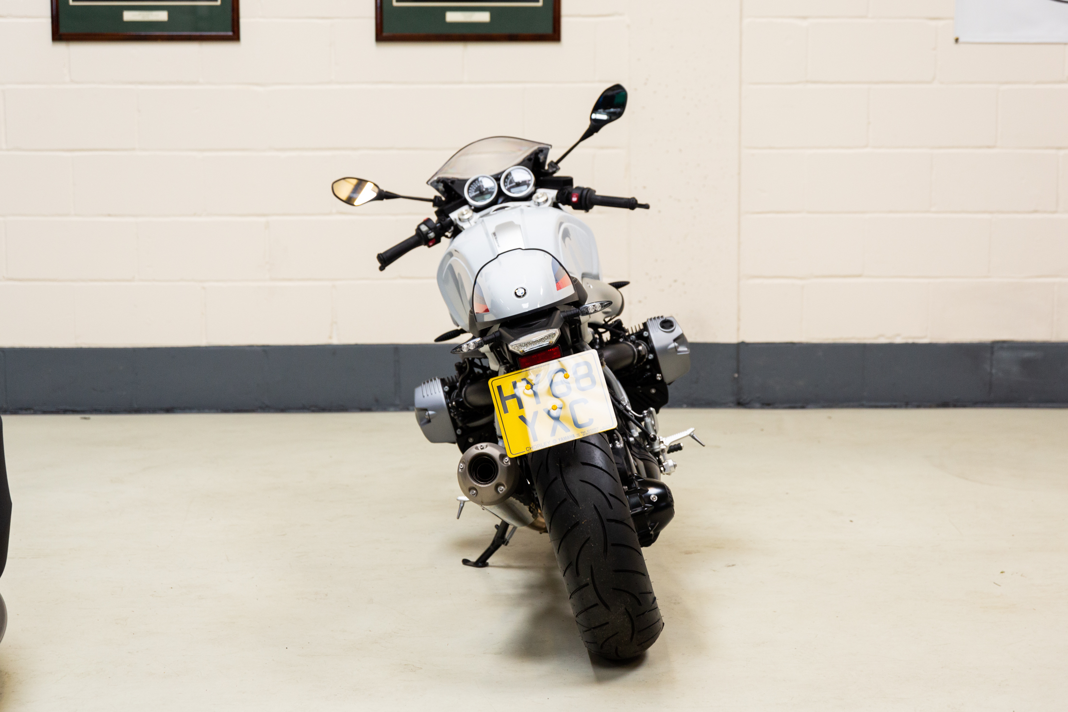 2018 BMW R NINE T RACER - 24 MILES