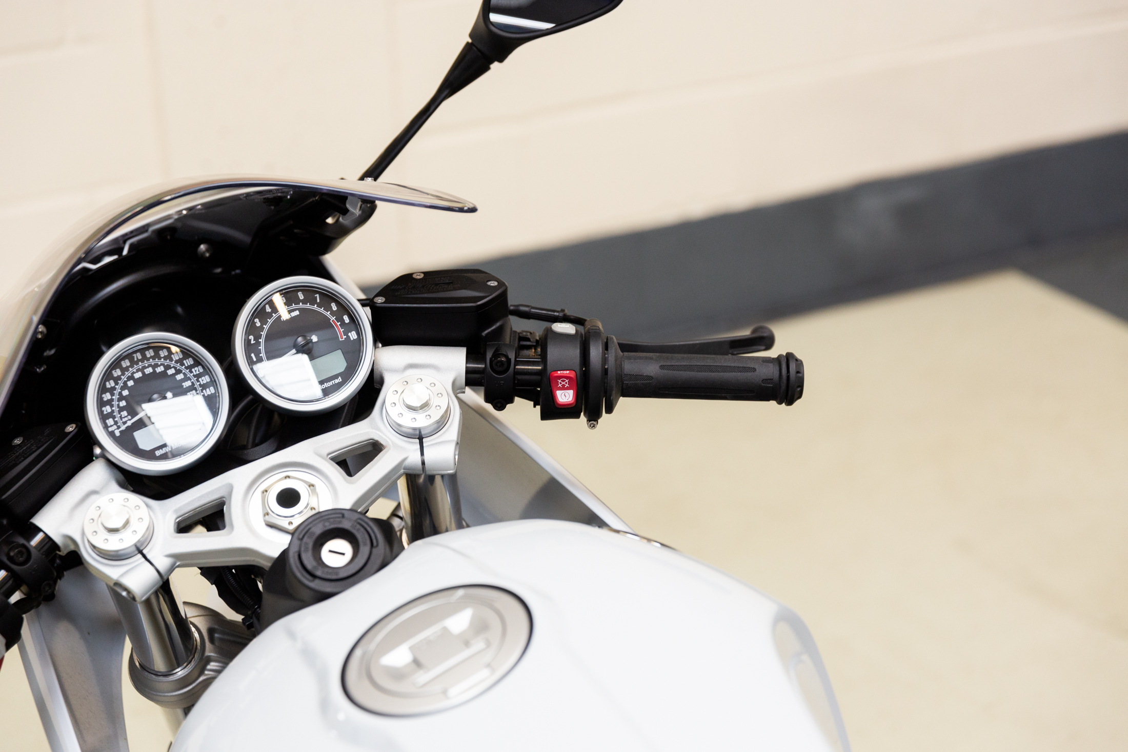 2018 BMW R NINE T RACER - 24 MILES