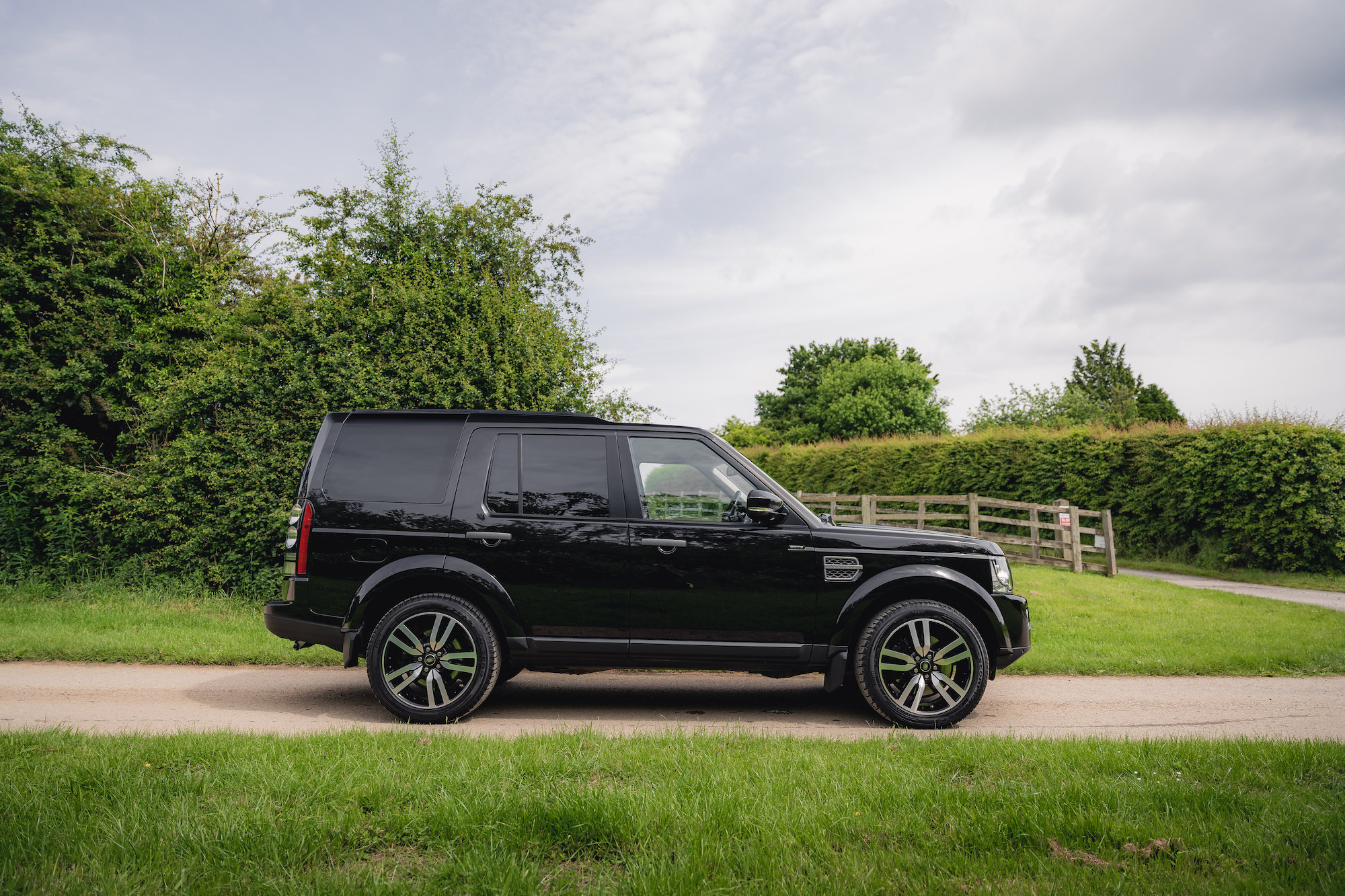 2016 LAND ROVER DISCOVERY 4 SDV6 COMMERCIAL SE - VAT Q