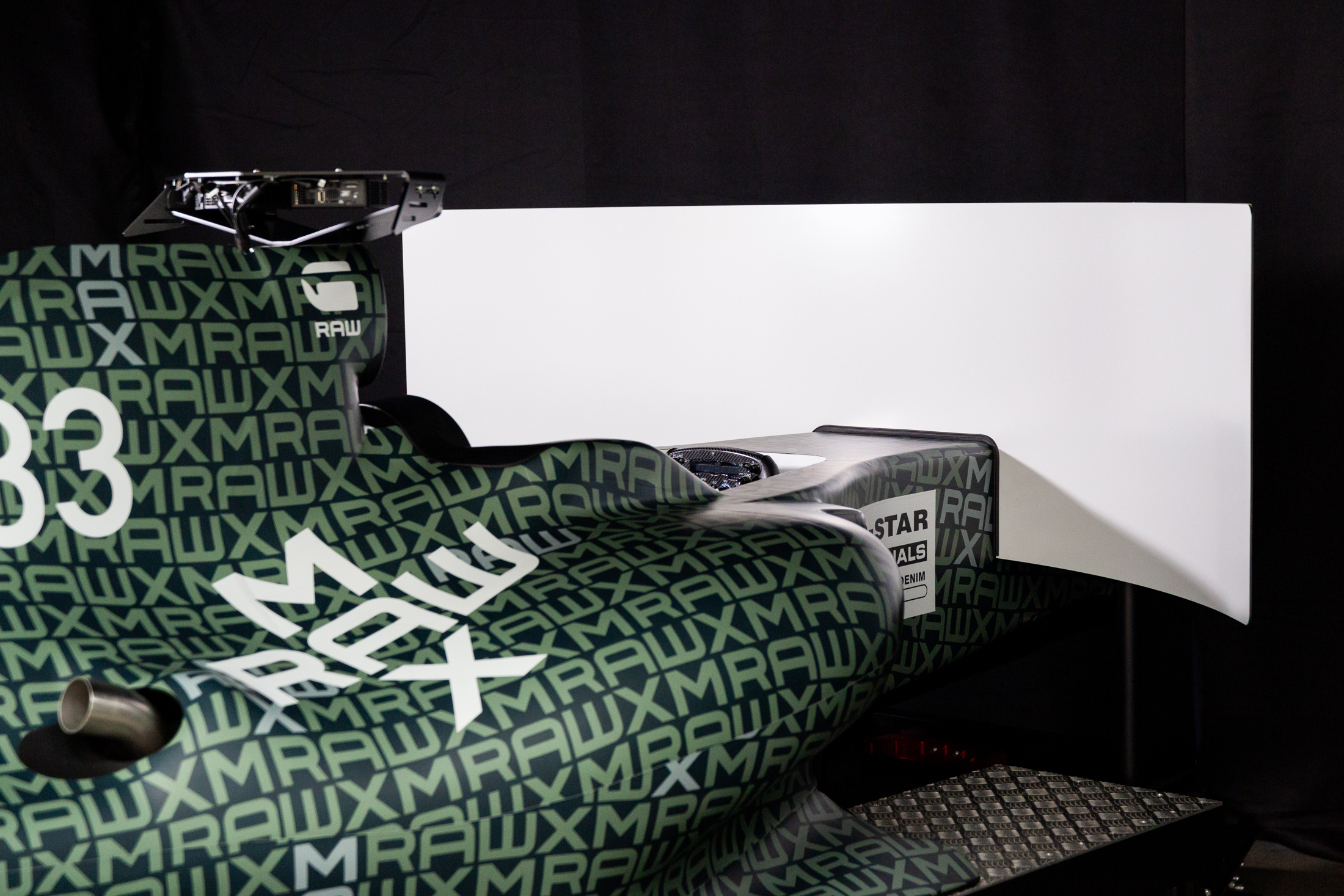 BRD SIMCELL AND V1-500 MOTION SIMULATOR - PRO DRIVER TRAINER