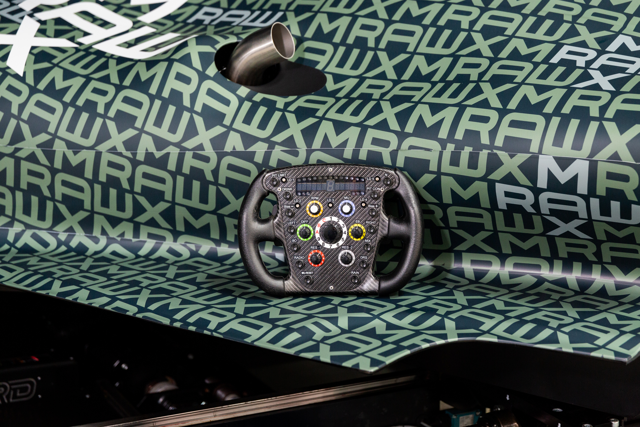 BRD SIMCELL AND V1-500 MOTION SIMULATOR - PRO DRIVER TRAINER