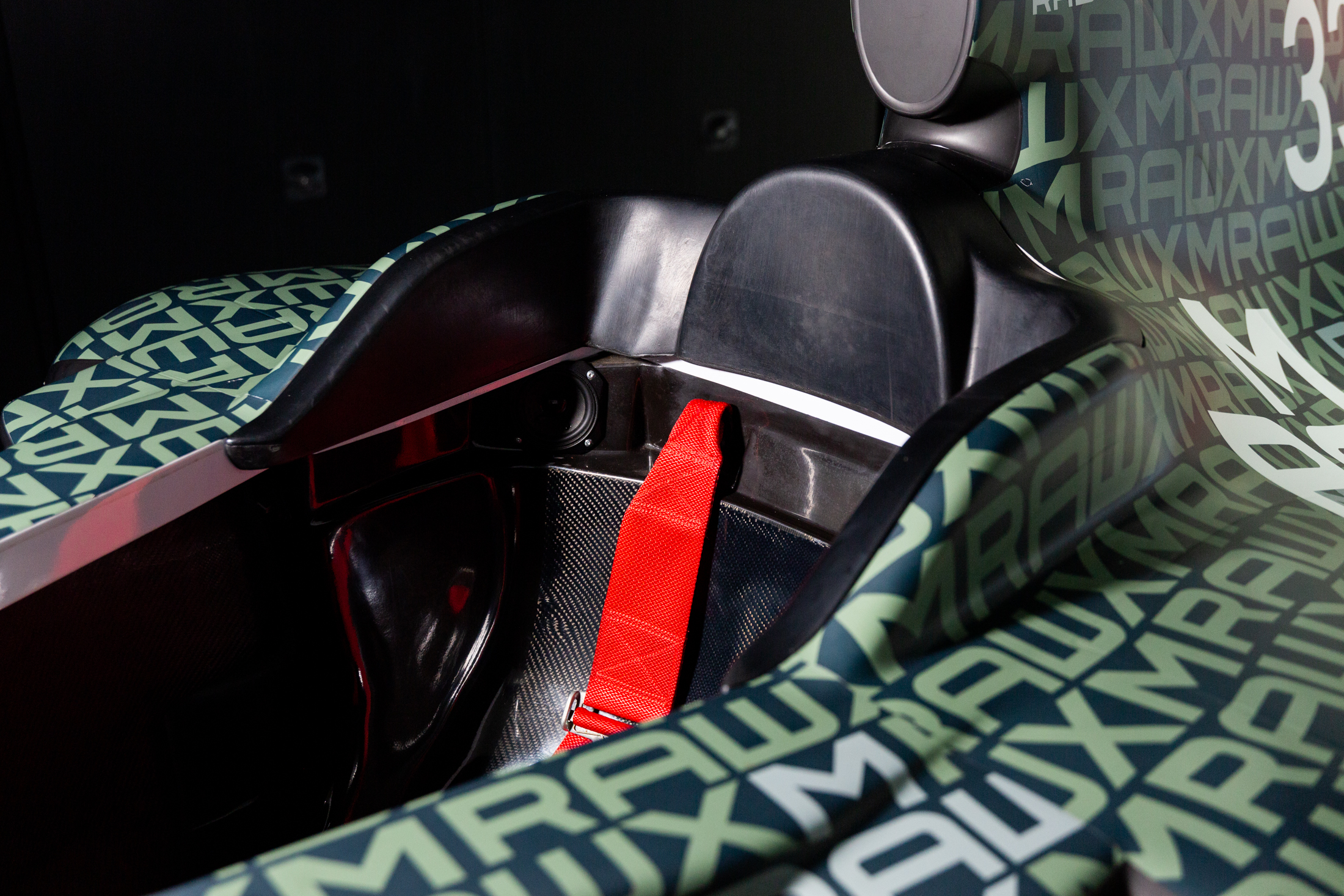 BRD SIMCELL AND V1-500 MOTION SIMULATOR - PRO DRIVER TRAINER