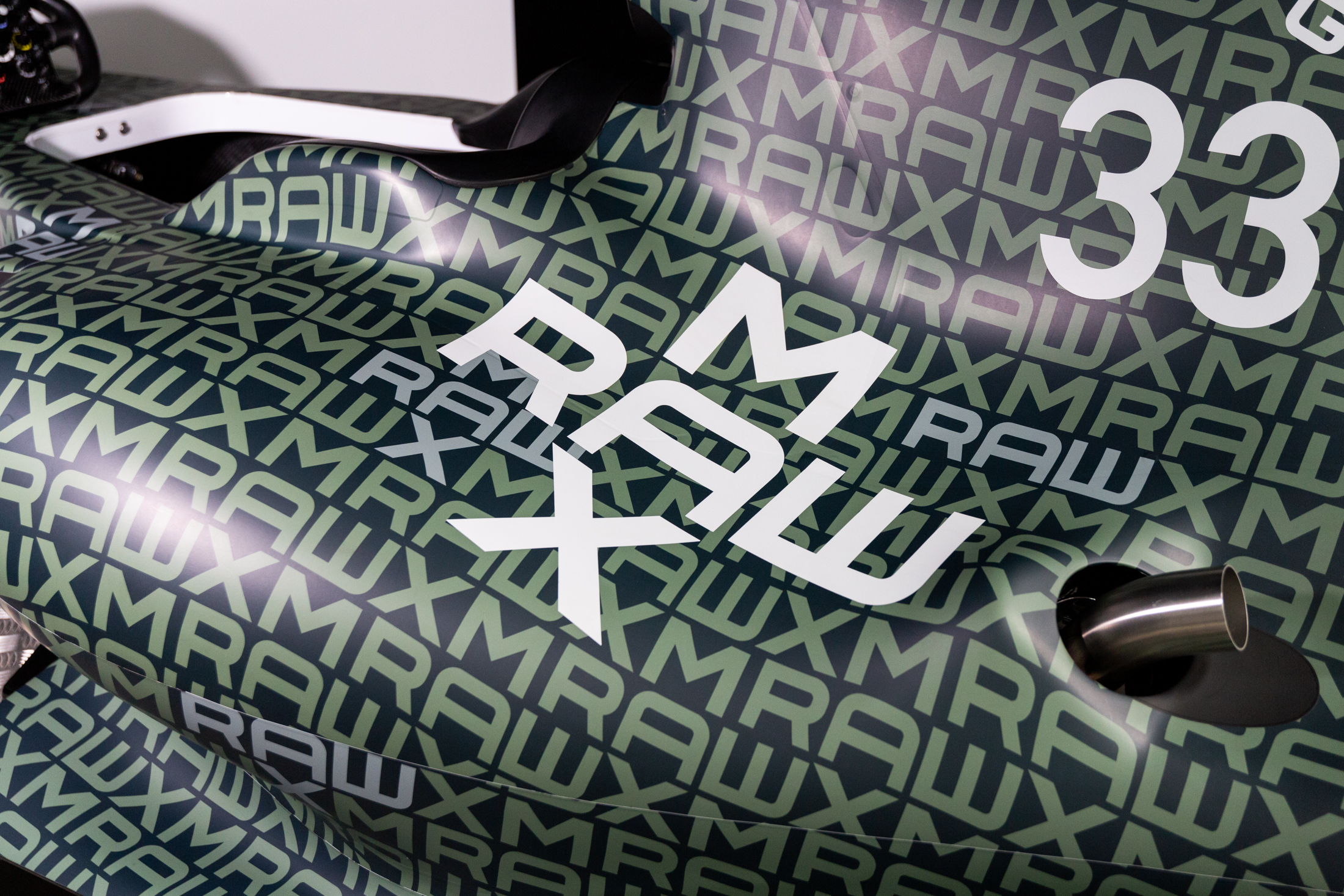 BRD SIMCELL AND V1-500 MOTION SIMULATOR - PRO DRIVER TRAINER