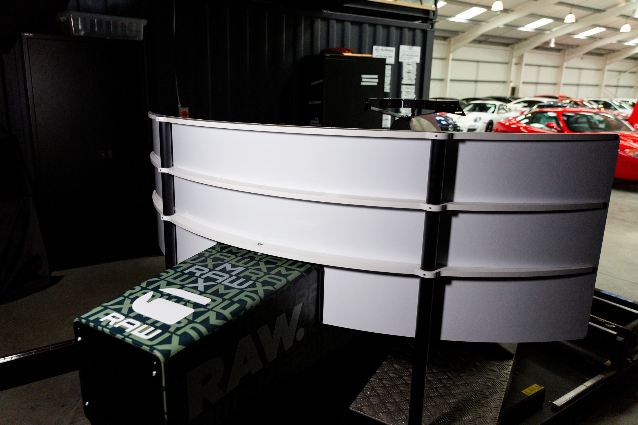 BRD SIMCELL AND V1-500 MOTION SIMULATOR - PRO DRIVER TRAINER