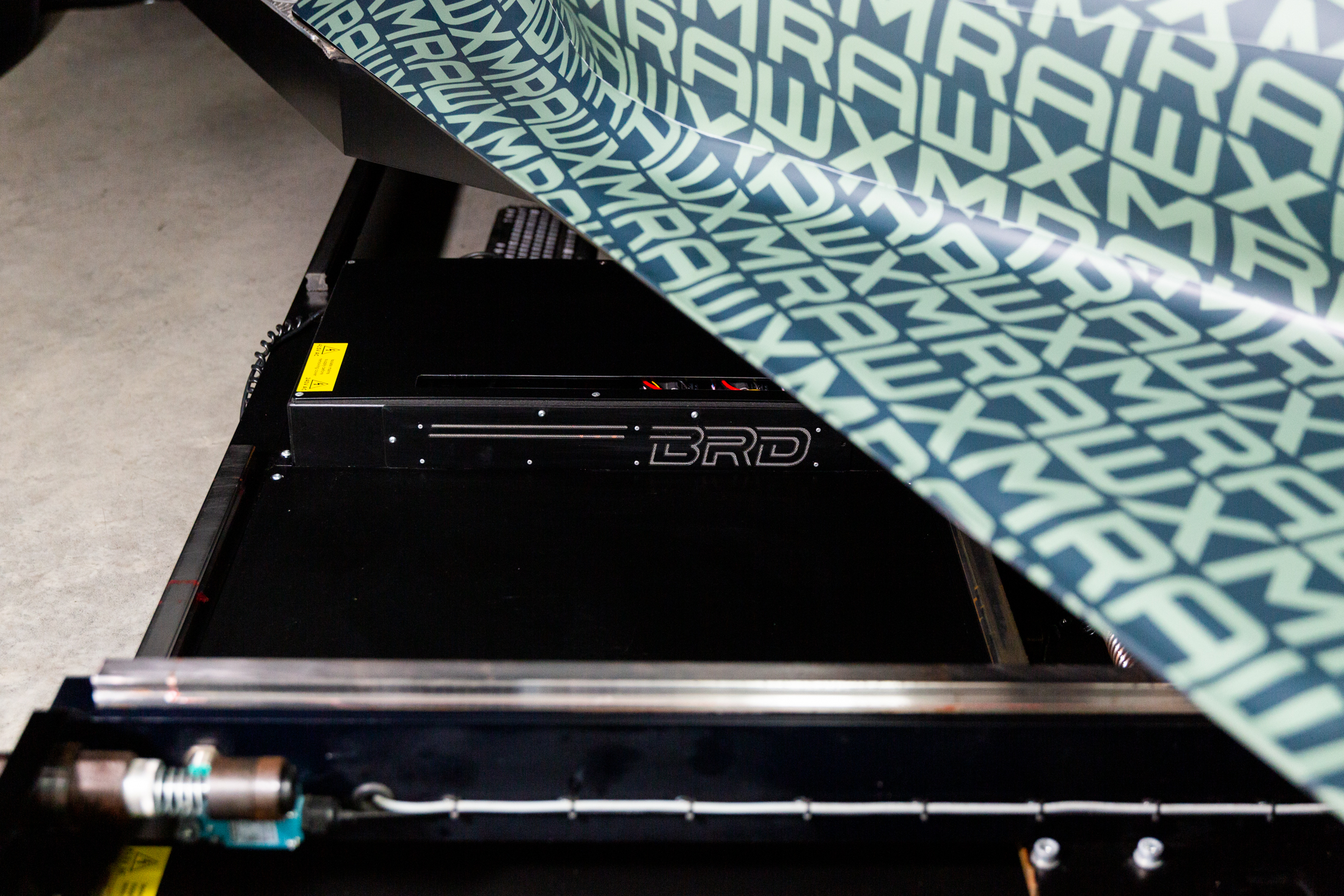 BRD SIMCELL AND V1-500 MOTION SIMULATOR - PRO DRIVER TRAINER